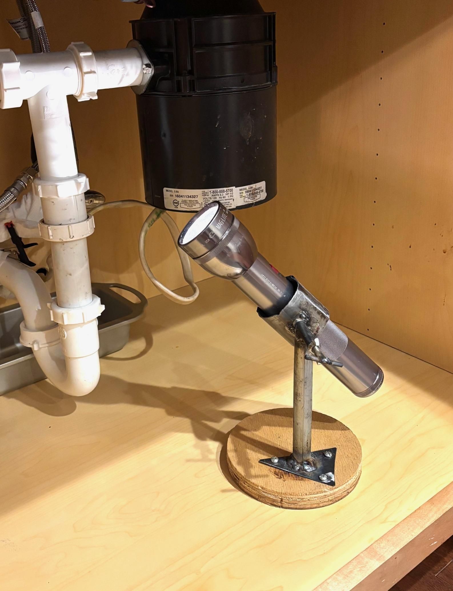 Flashlight Work Stand : 9 Steps (with Pictures) - Instructables