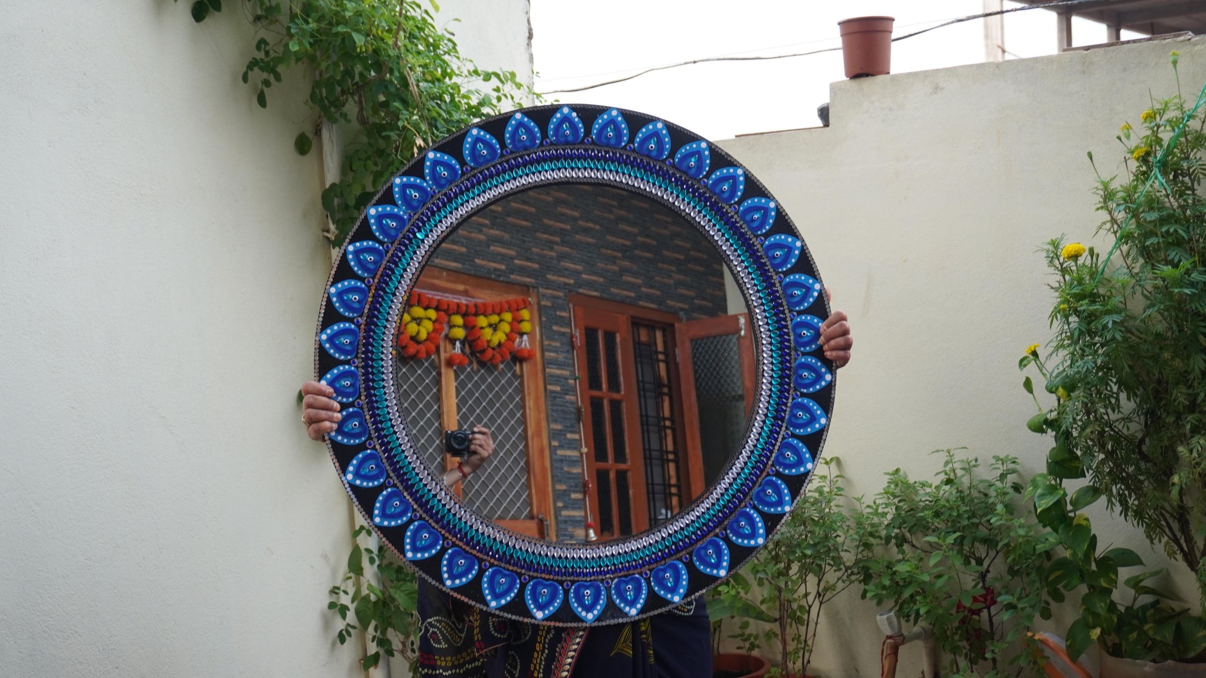 Mandala Mirror : 14 Steps (with Pictures) - Instructables