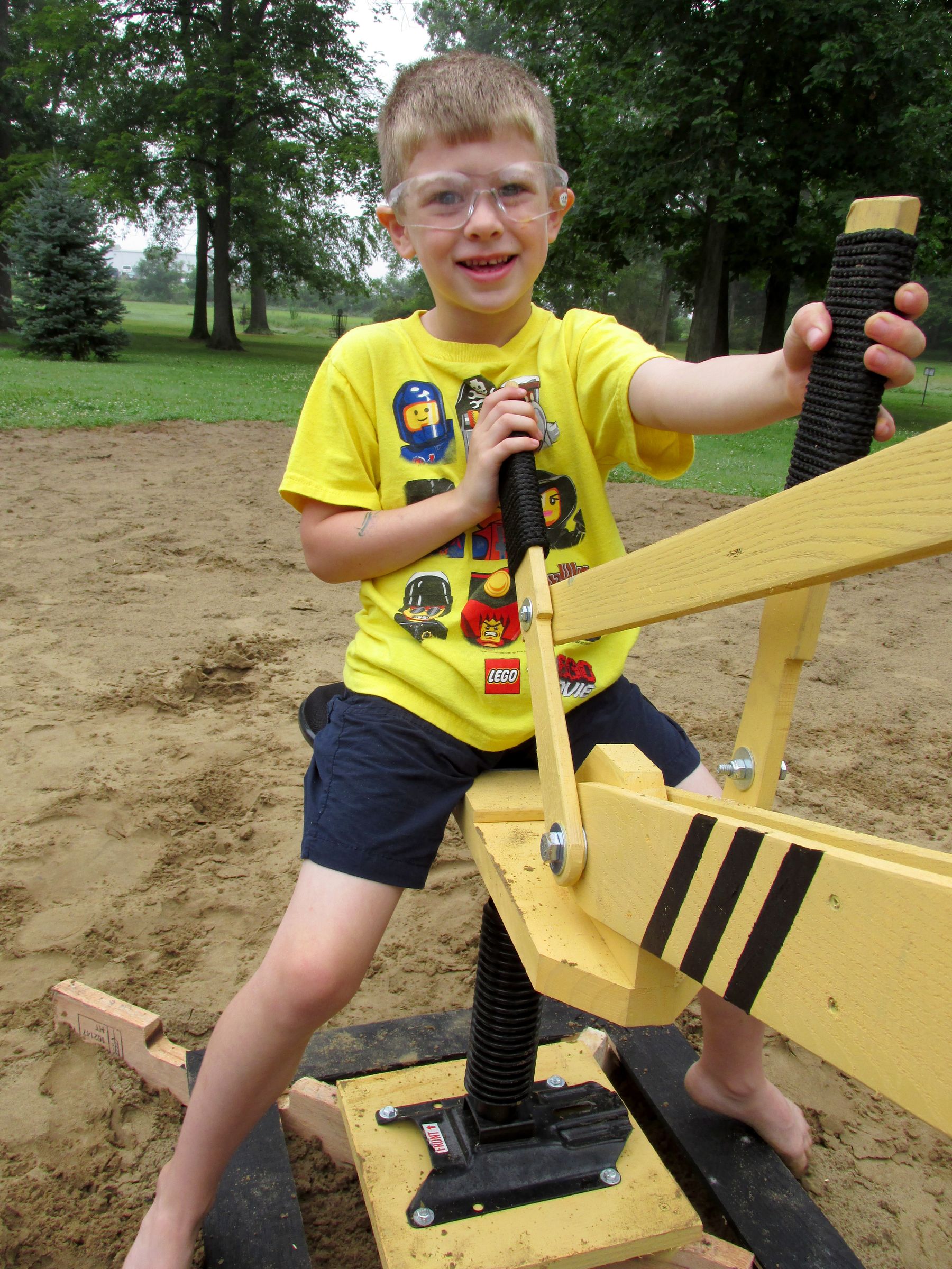 Sand Digger: Made From Recycled Pallets : 15 Steps (with Pictures ...