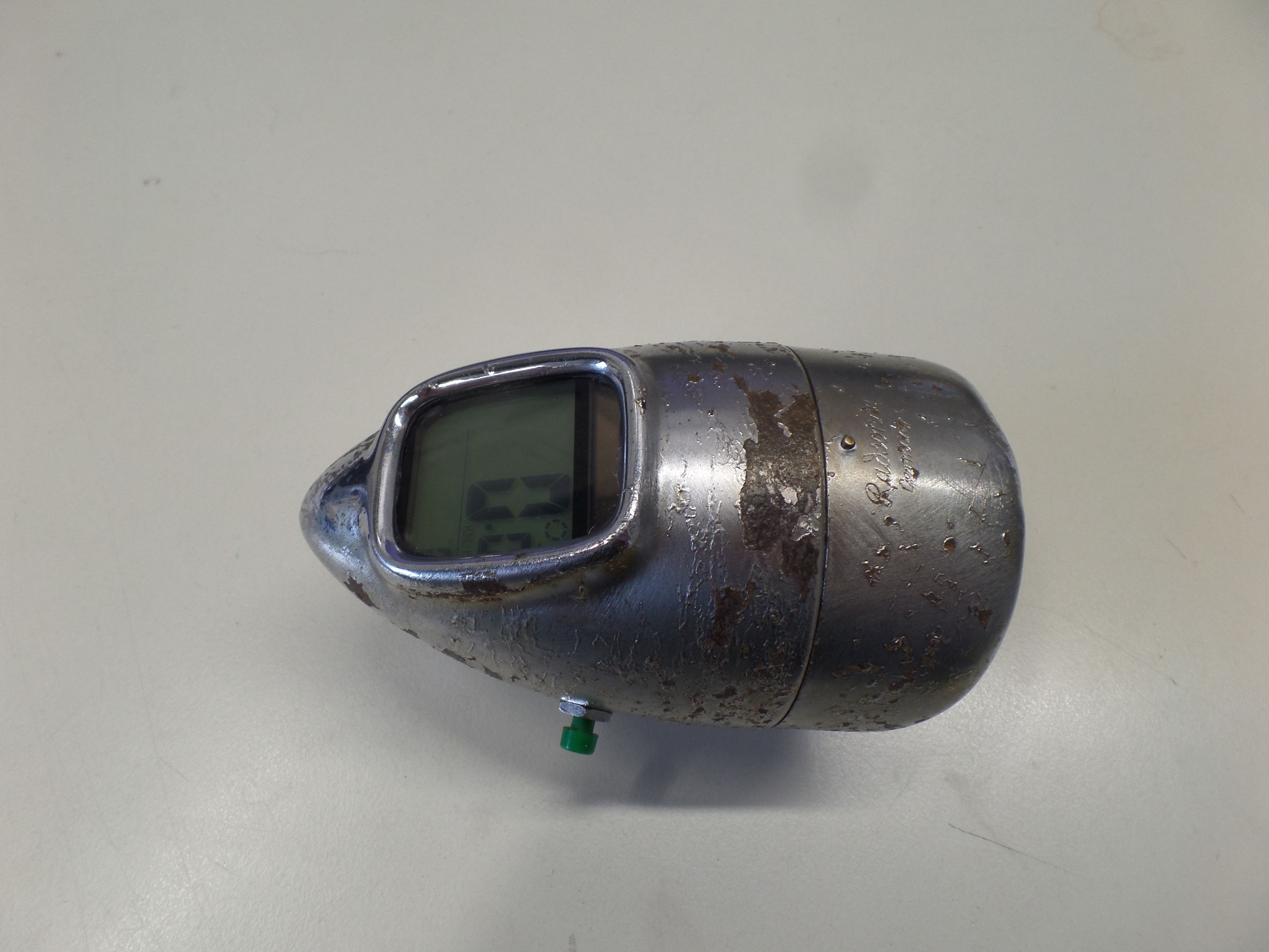 Fit a Digital Speedo and LED Lighting Into a Vintage Bicycle ...