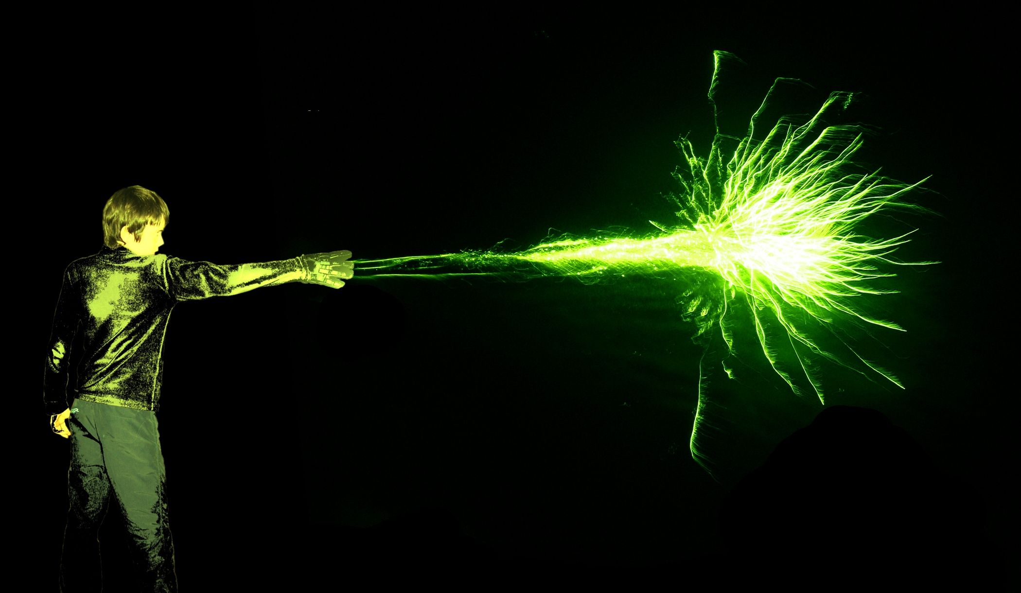 Make a Light Explosion With Gimp or Photoshop : 9 Steps - Instructables