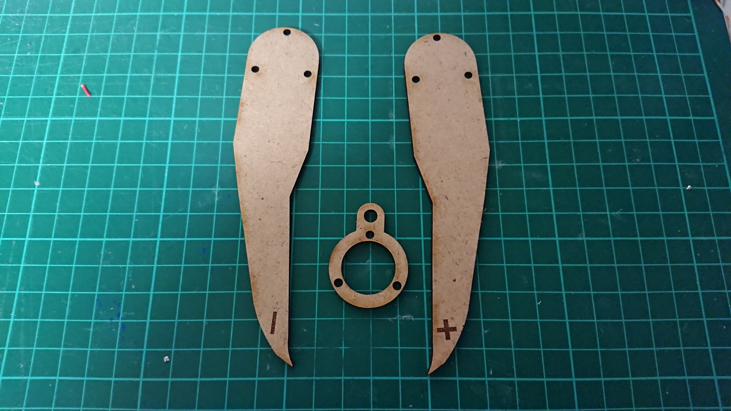 Test Tweezers for SMD-LEDs : 4 Steps (with Pictures) - Instructables