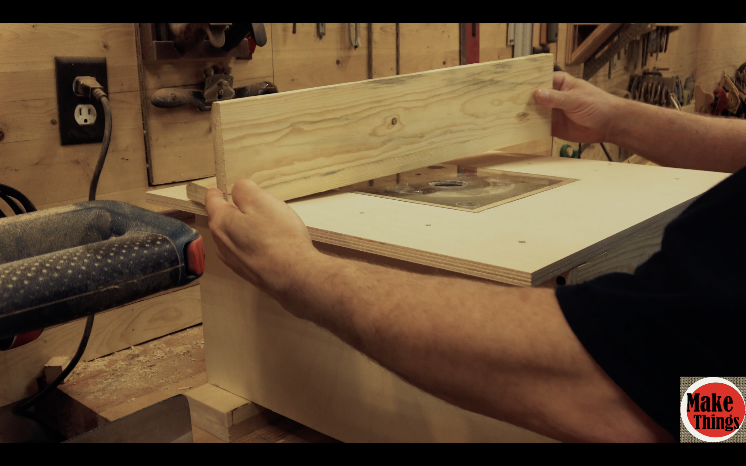 Desktop Router Table Using Only 3 HAND Power Tools : 12 Steps (with ...