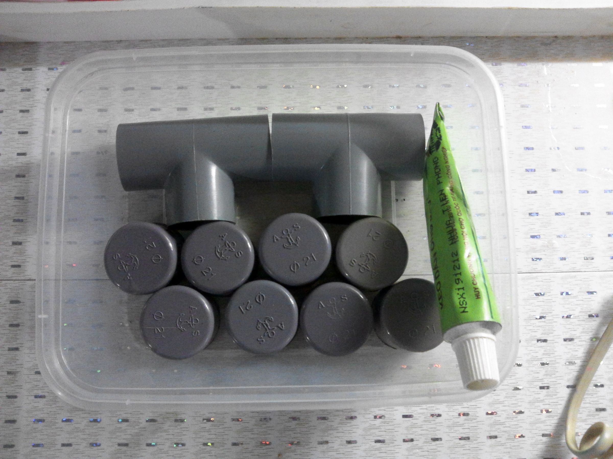 DIY Tonfa From PVC Pipe : 3 Steps - Instructables