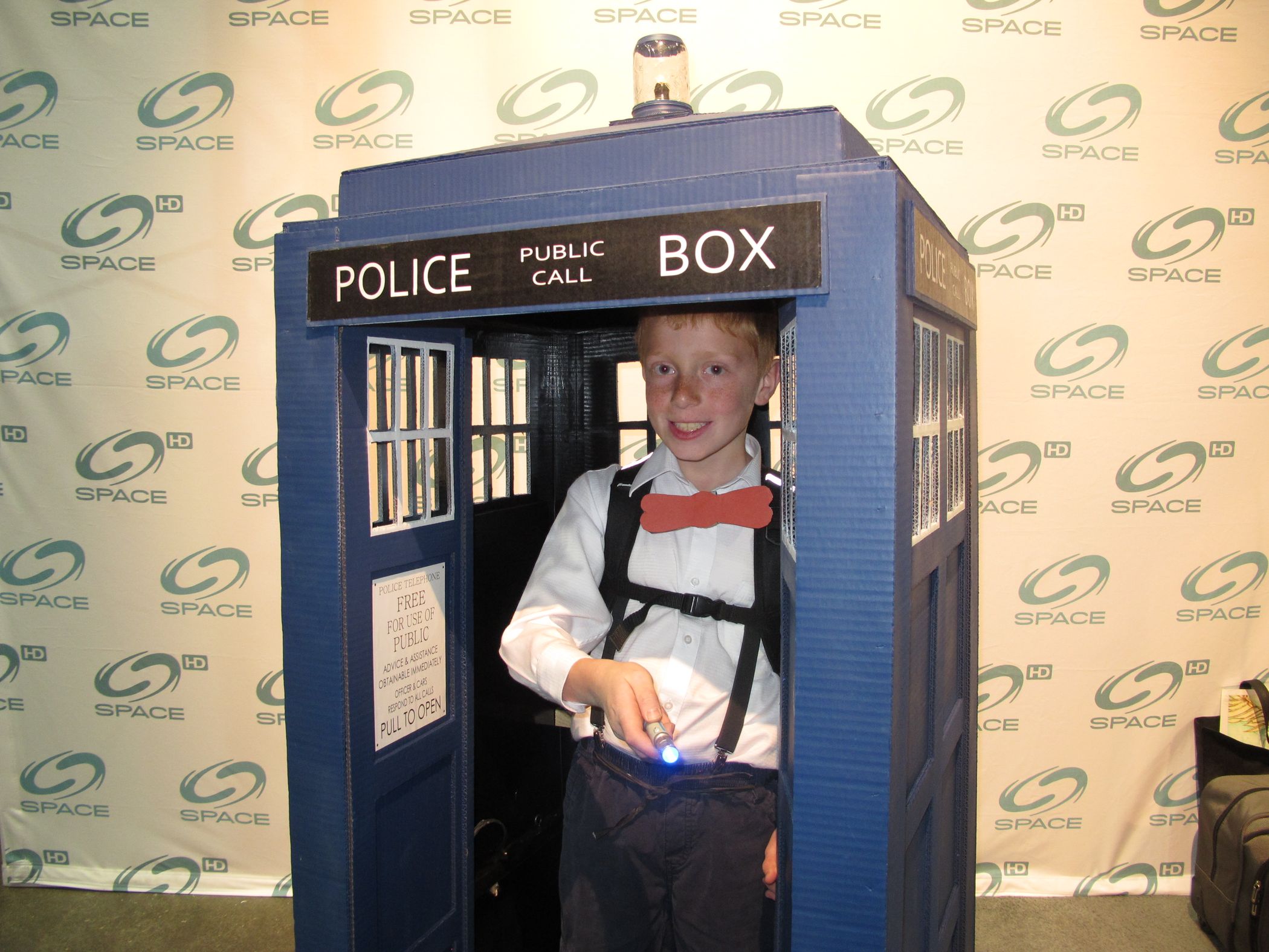 Doctor Who Tardis Costume : 17 Steps (with Pictures) - Instructables