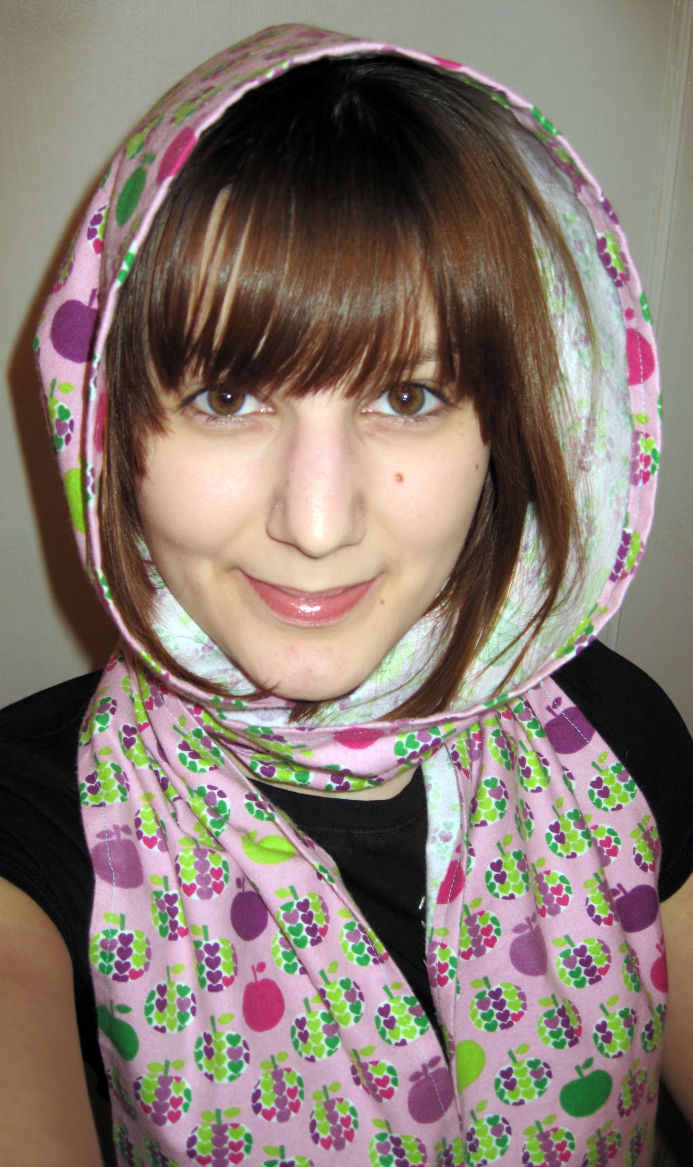 How to Sew a Hooded Scarf or Scoodie! : 8 Steps (with Pictures ...