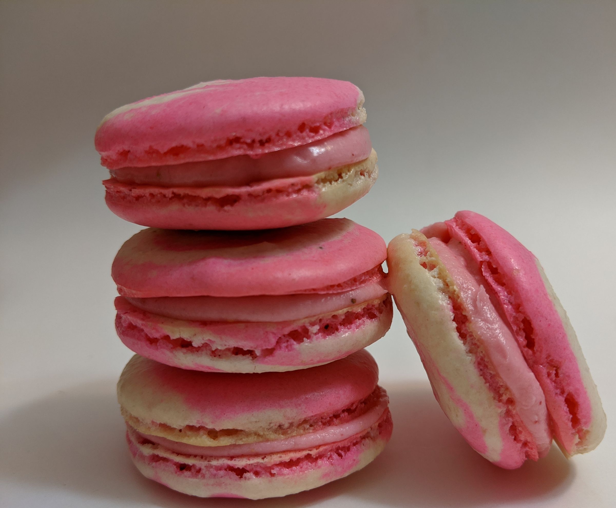 Strawberry Swirl Macarons : 16 Steps (with Pictures) - Instructables