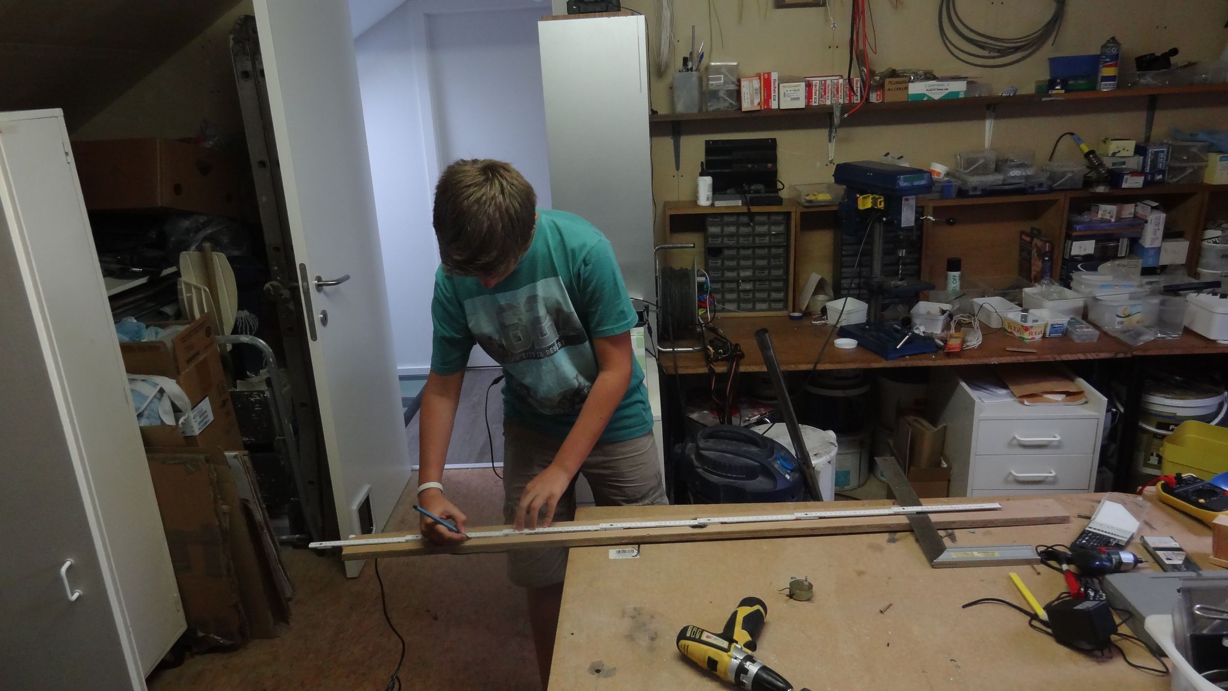 Cheap Motorized Halloween Flying Ghost : 16 Steps (with Pictures ...