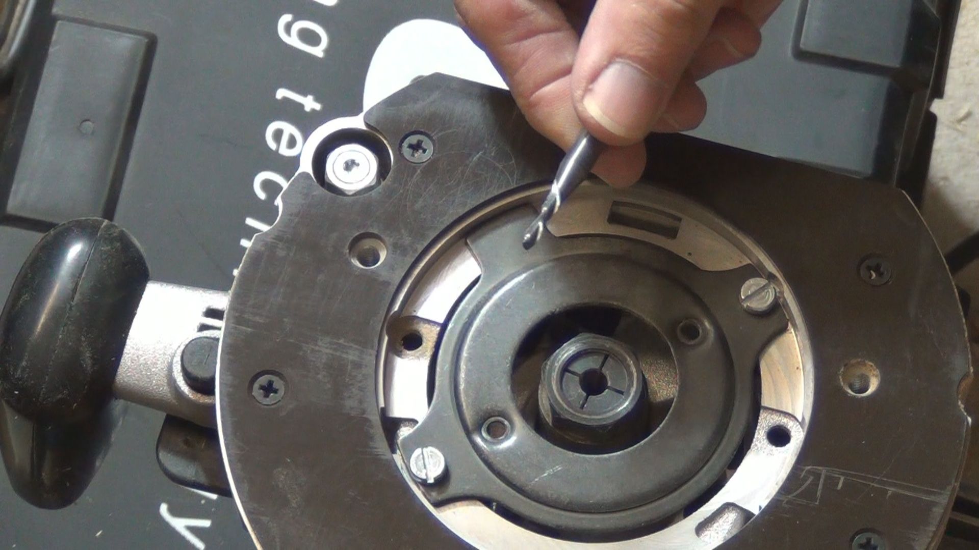 Router Inlays With a Guide Bush and Collar : 5 Steps (with Pictures ...