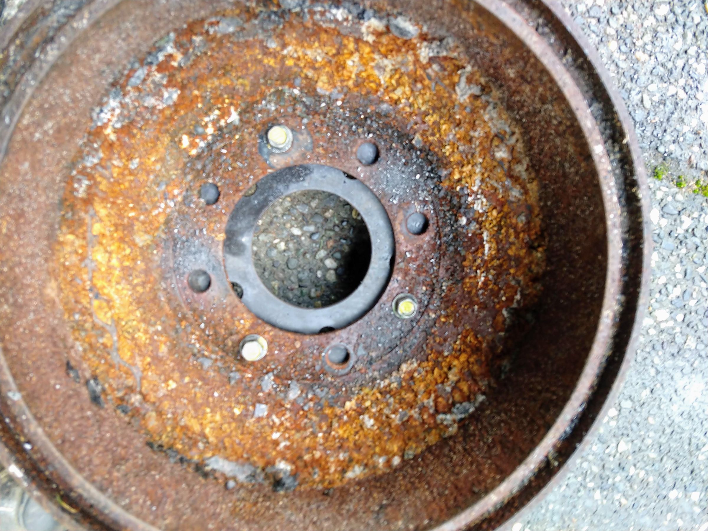 Upcycle Old Steel Wheels Into a Fire Pit : 7 Steps (with Pictures ...