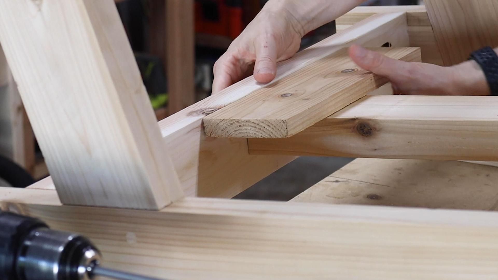 How to Build an Outdoor Lounge Chair : 12 Steps (with Pictures ...