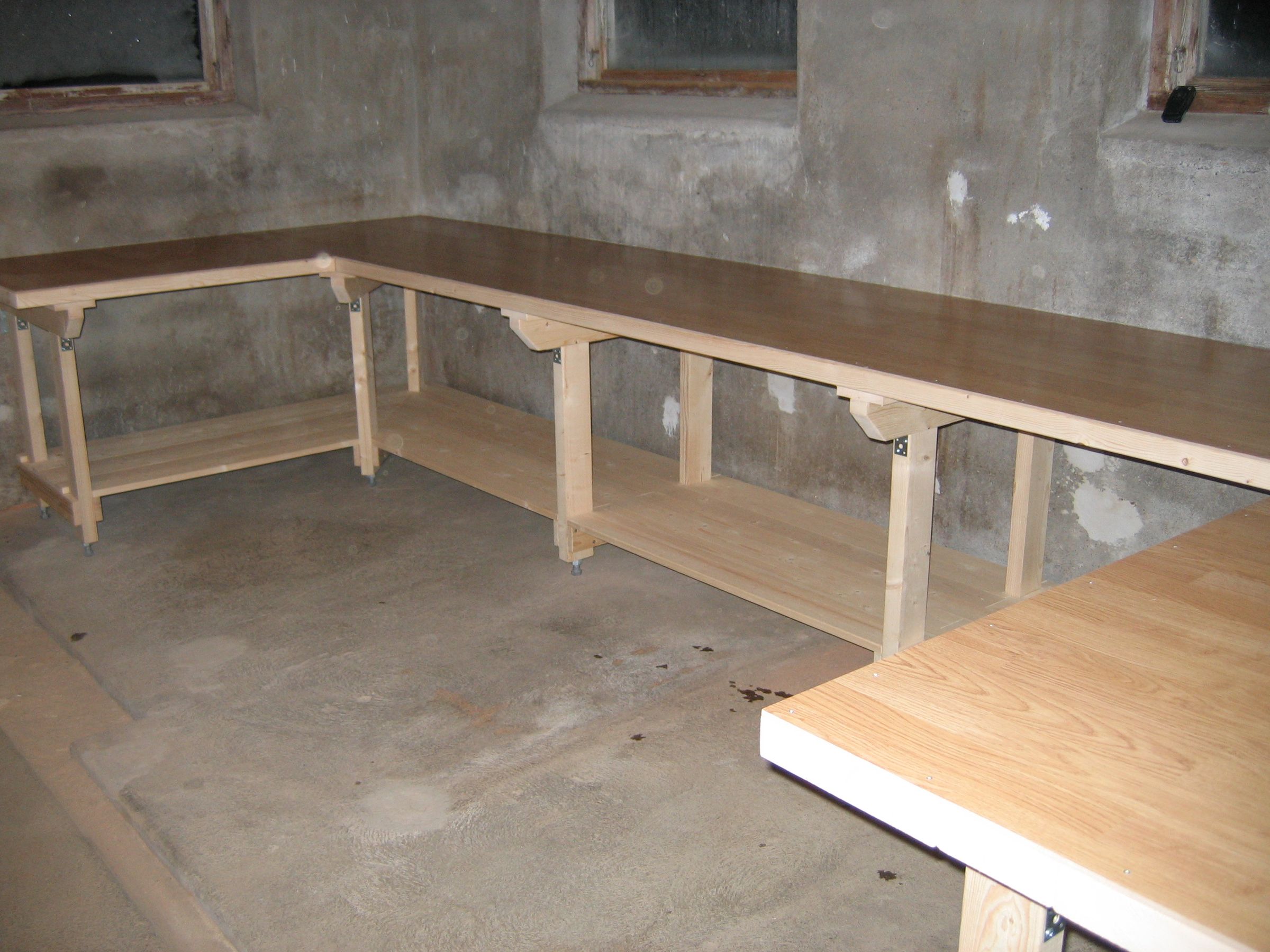 Extreme Heavy Duty Work Bench : 9 Steps (with Pictures) - Instructables