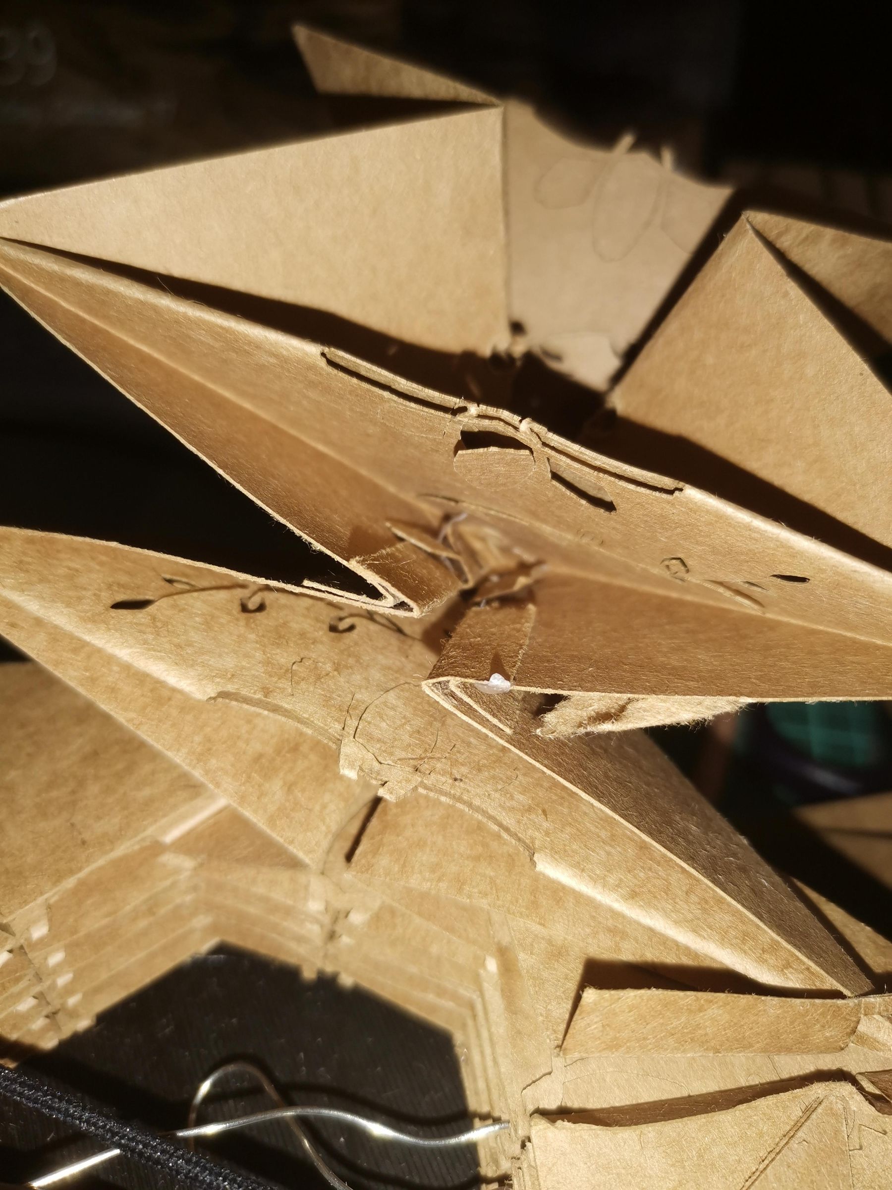 Hanging Foldable Lampshade! : 8 Steps (with Pictures) - Instructables