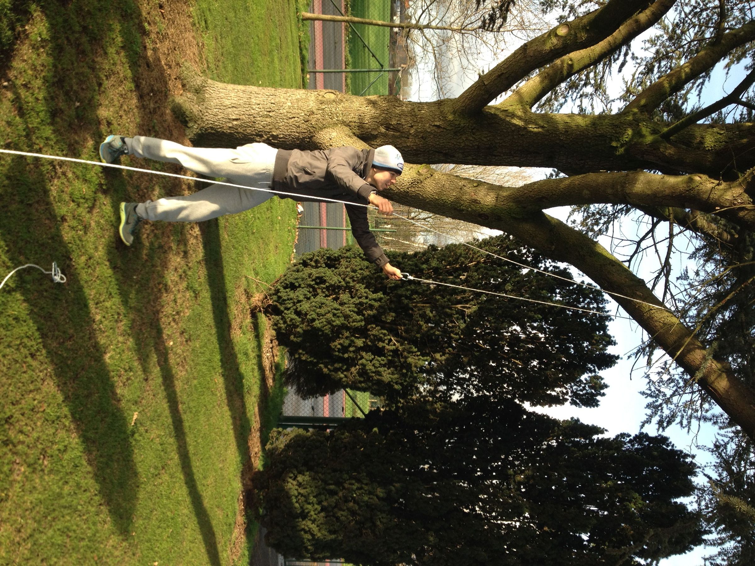 How to Use the Handy Swing IPO IDC Howest Swing Schommel : 7 Steps ...