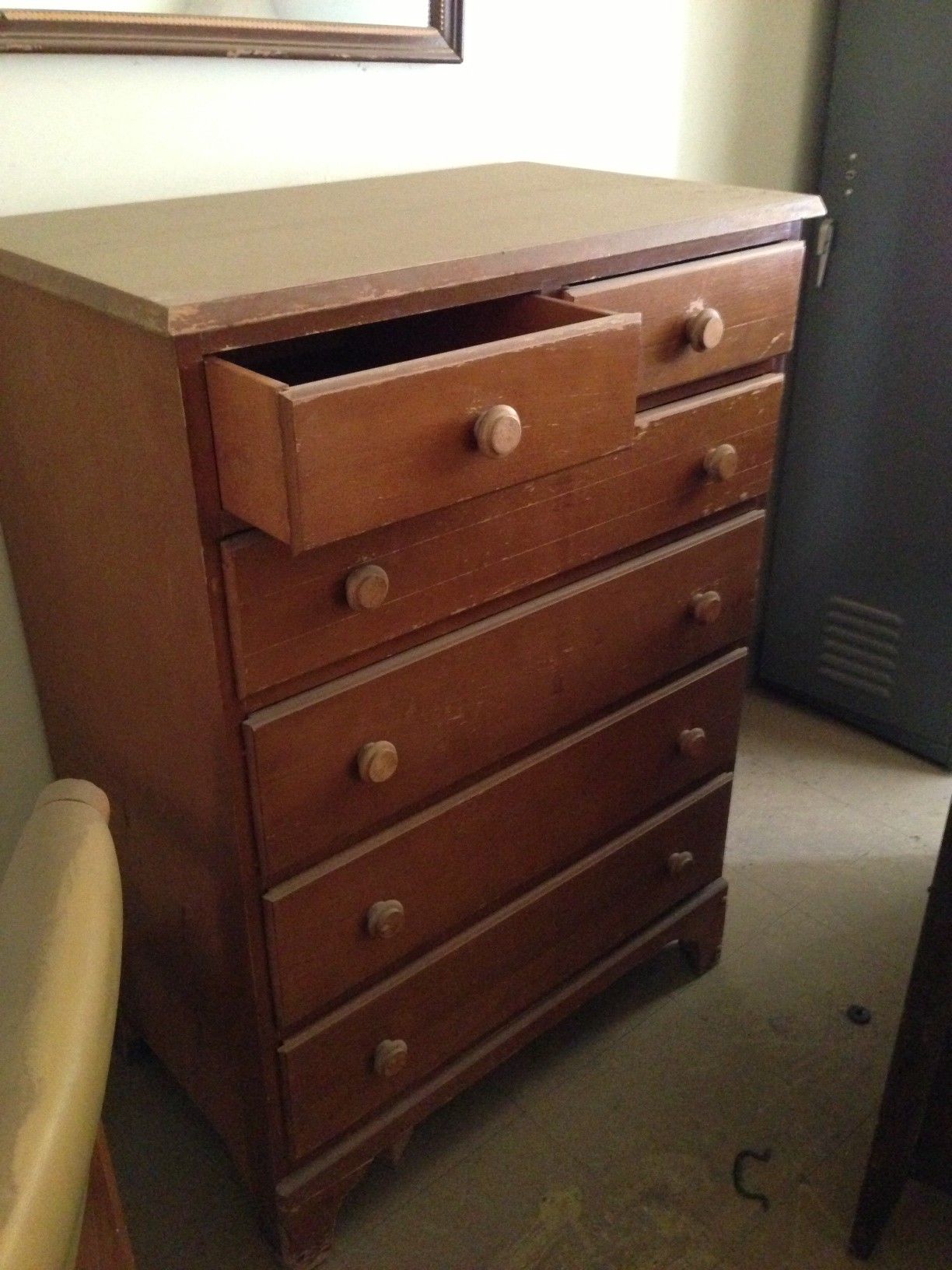 How to Restore an Old Dresser : 5 Steps (with Pictures) - Instructables