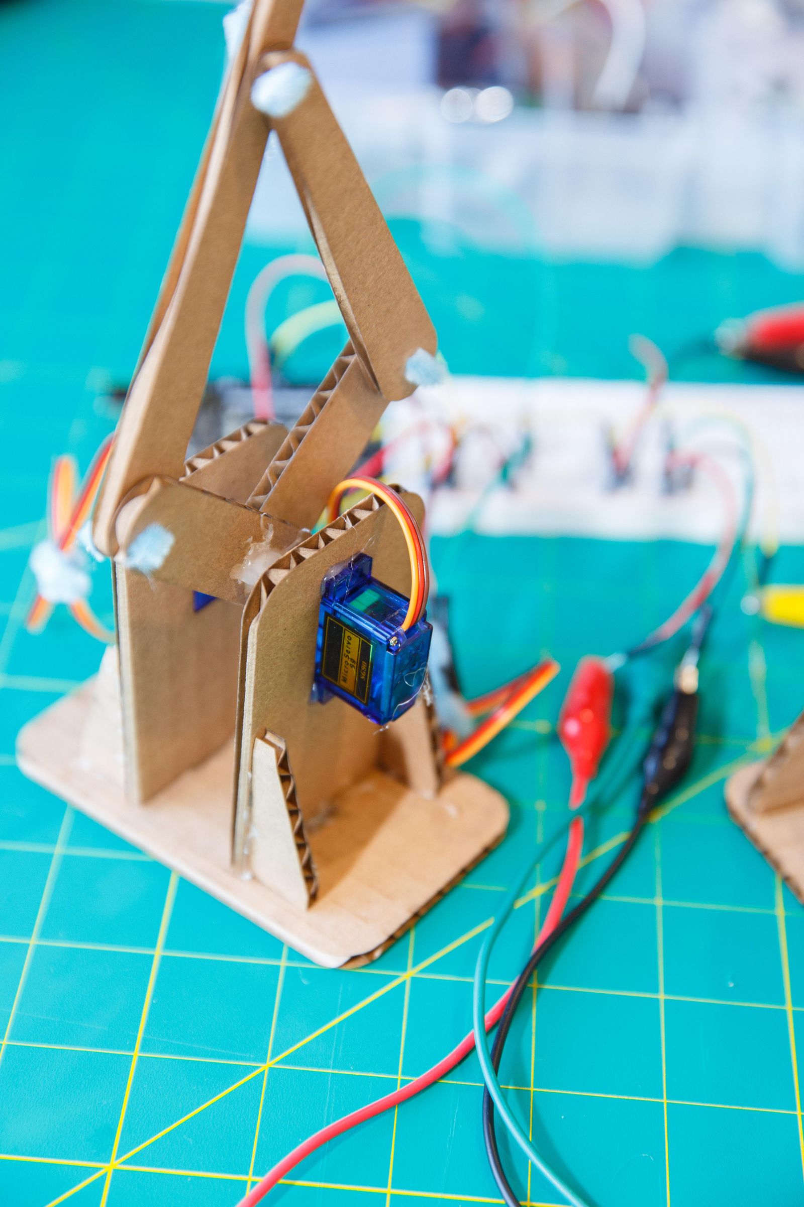 Leader-Follower Robot Legs (Lesson 2) : 21 Steps (with Pictures ...