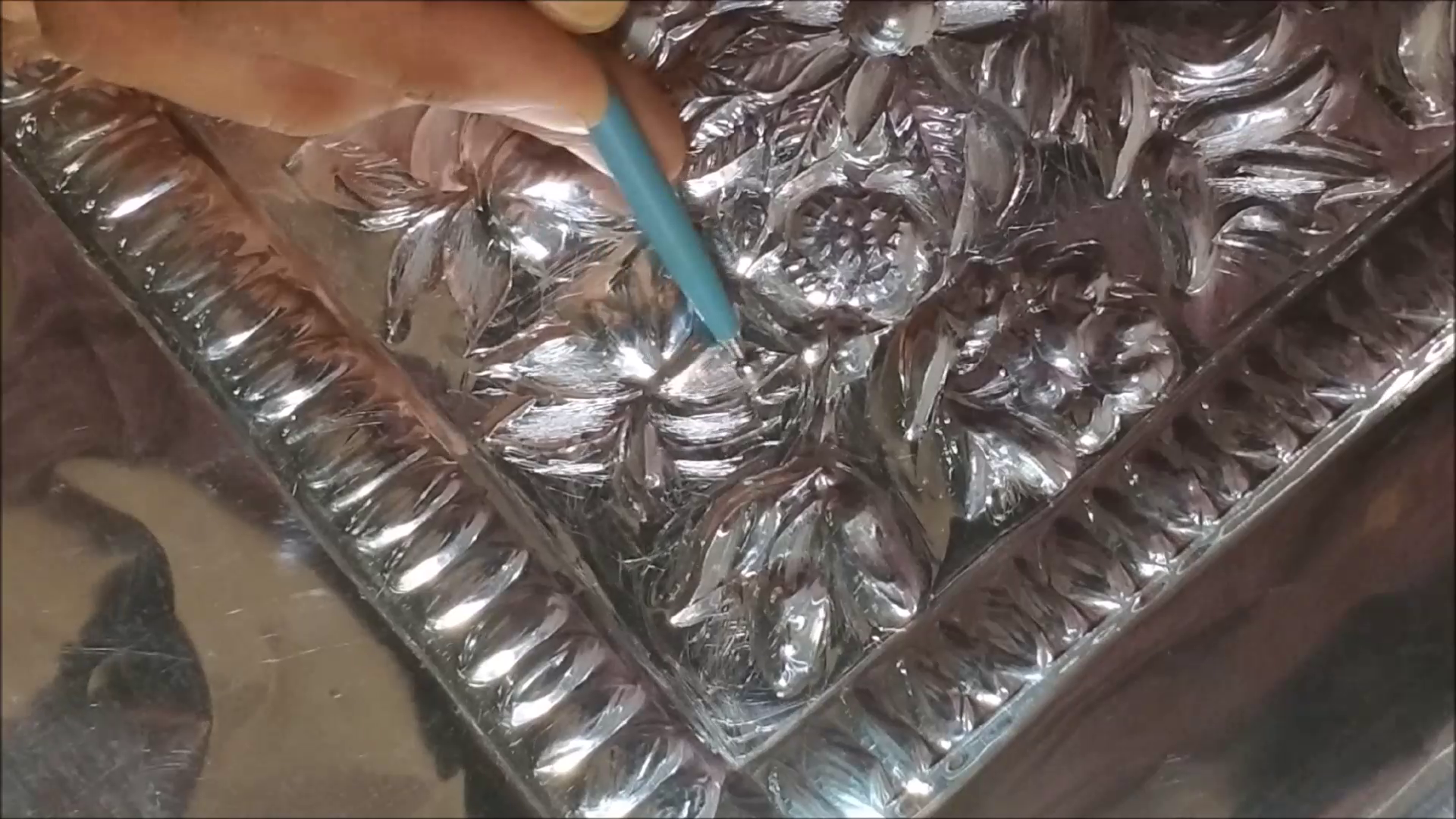 How to Make Embossed Painting|Metal Art : 4 Steps - Instructables