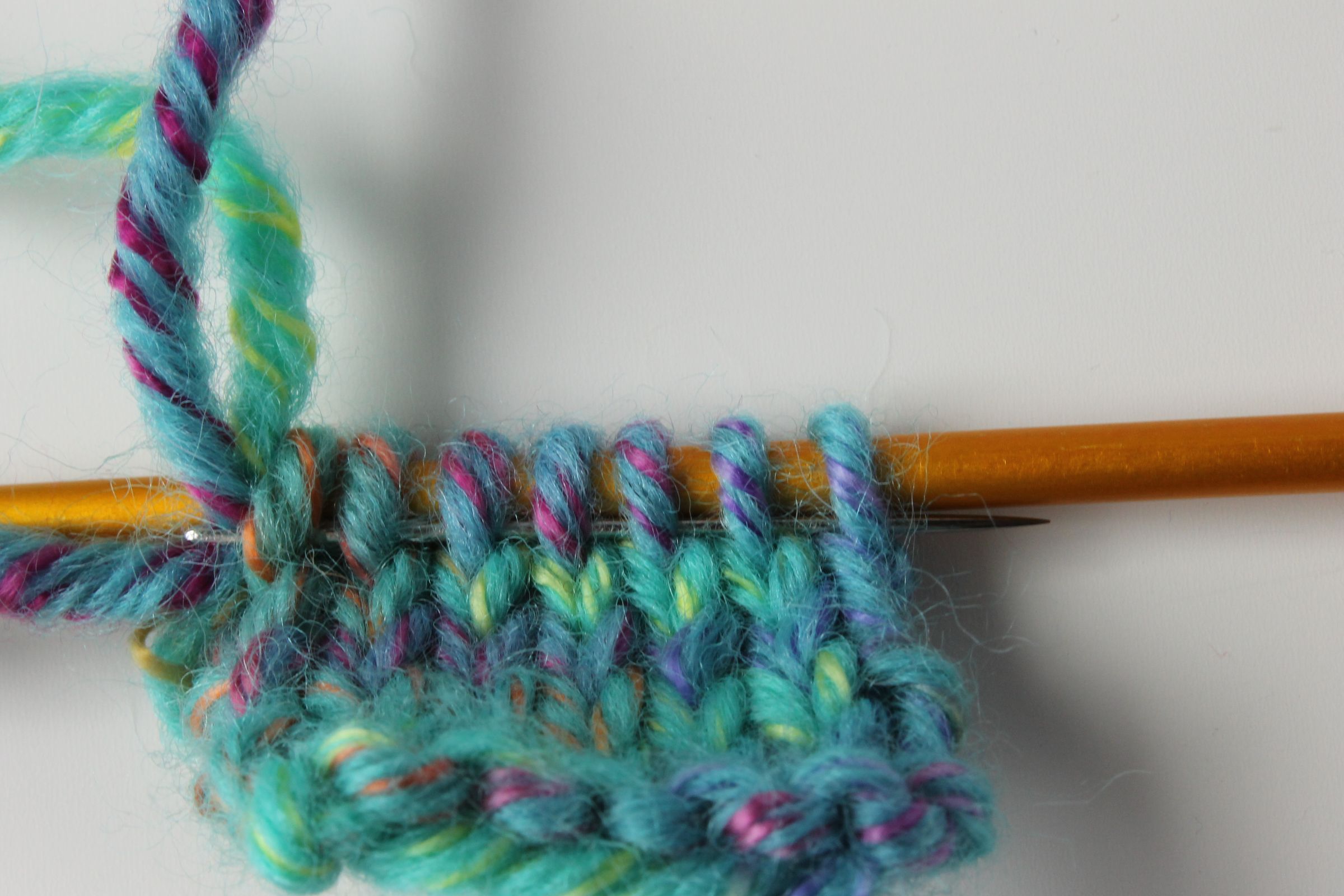 Knitted Blanket Buddy : 4 Steps (with Pictures) - Instructables