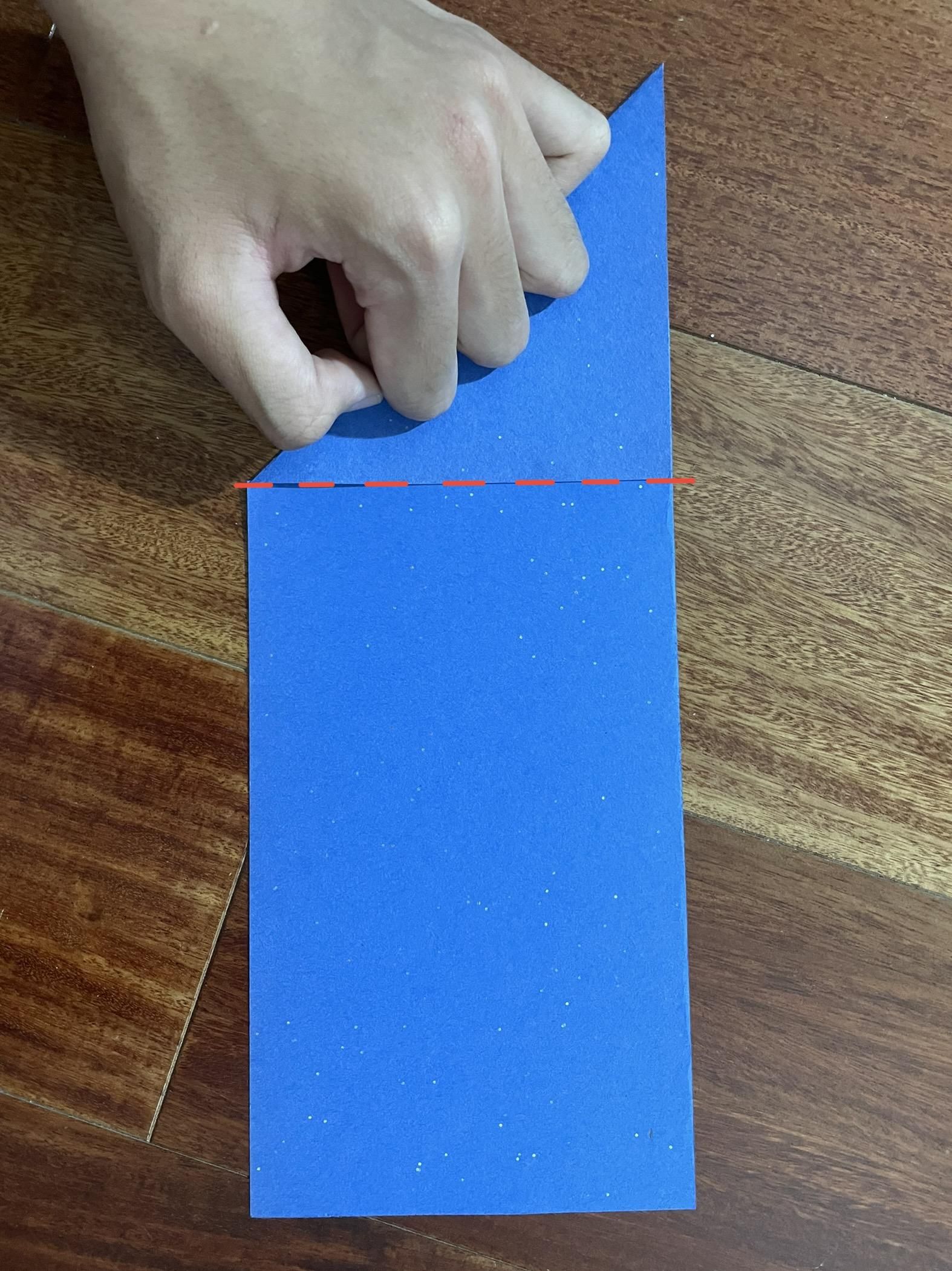 How to Make a Paper Frisbee That Turns Into a Star : 10 Steps ...