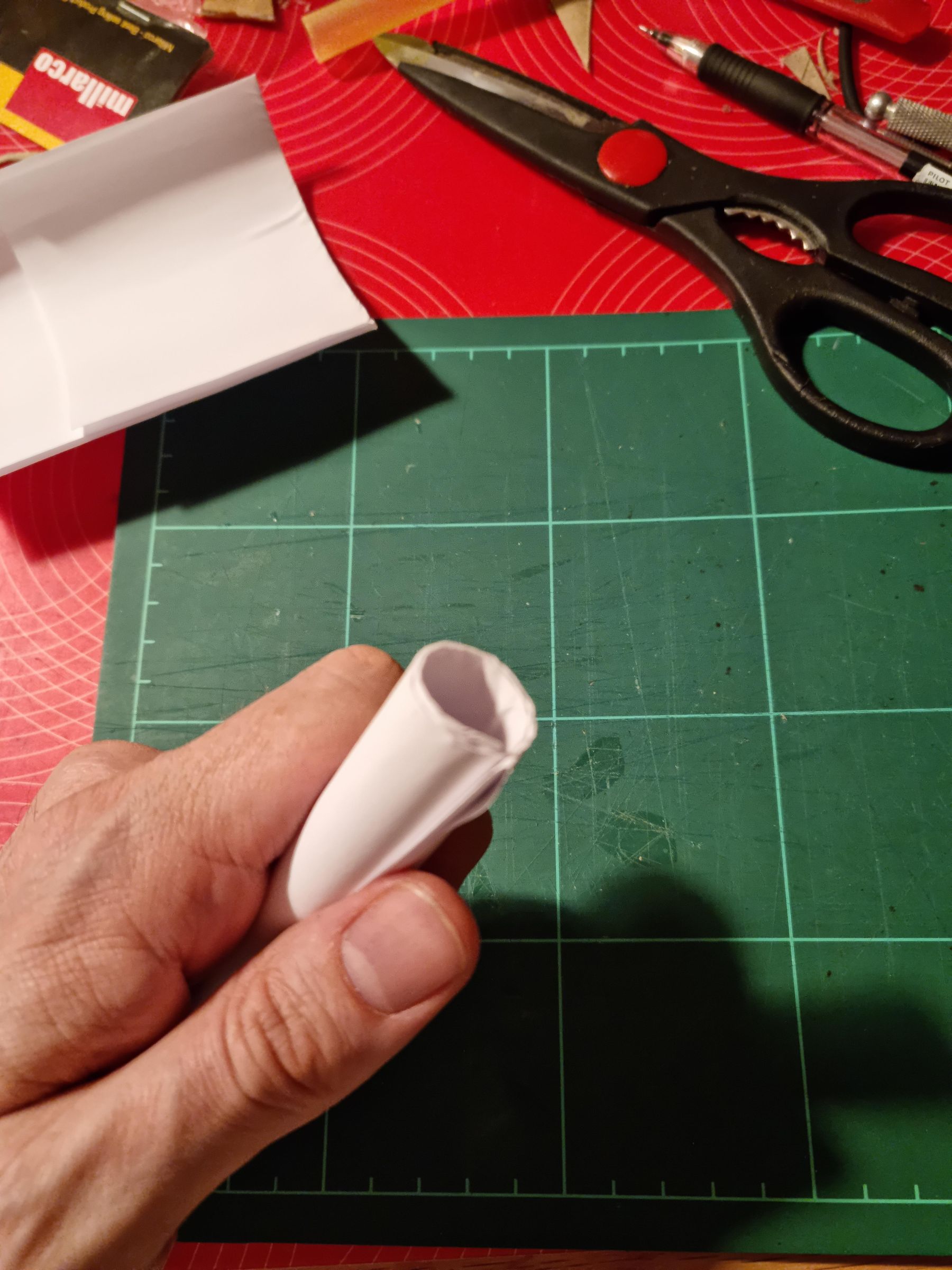 Easy Revolvers From Cardboard : 5 Steps - Instructables