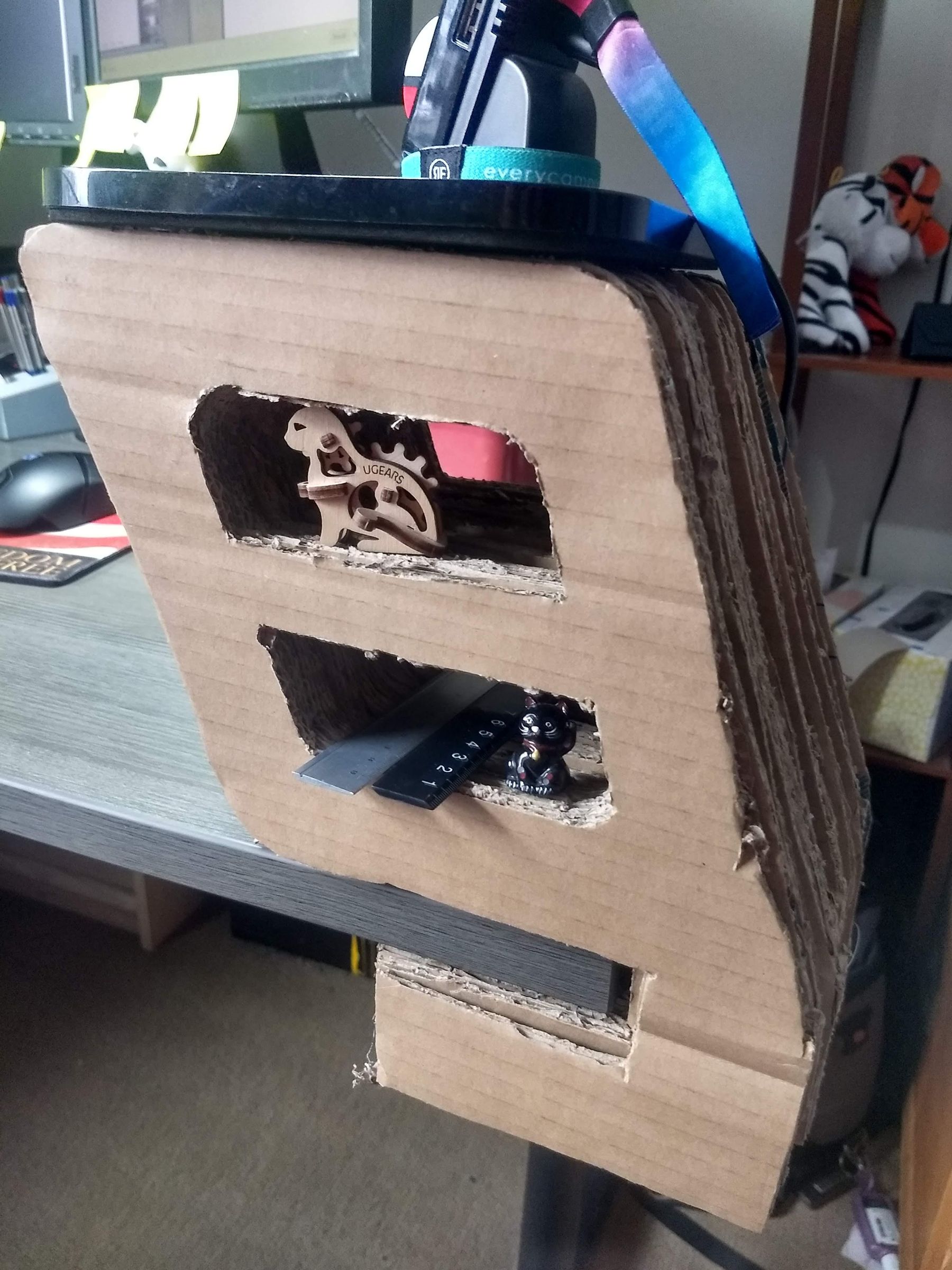 Cardboard Desk Lamp Stand With Shelves : 5 Steps - Instructables