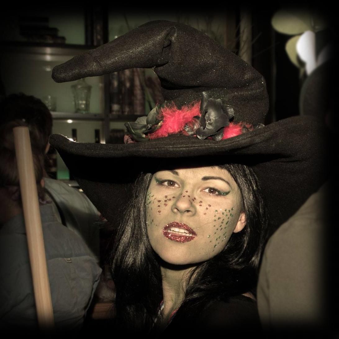 The Midnight Cone: Crafting a Whimsical Witch Hat : 7 Steps (with ...