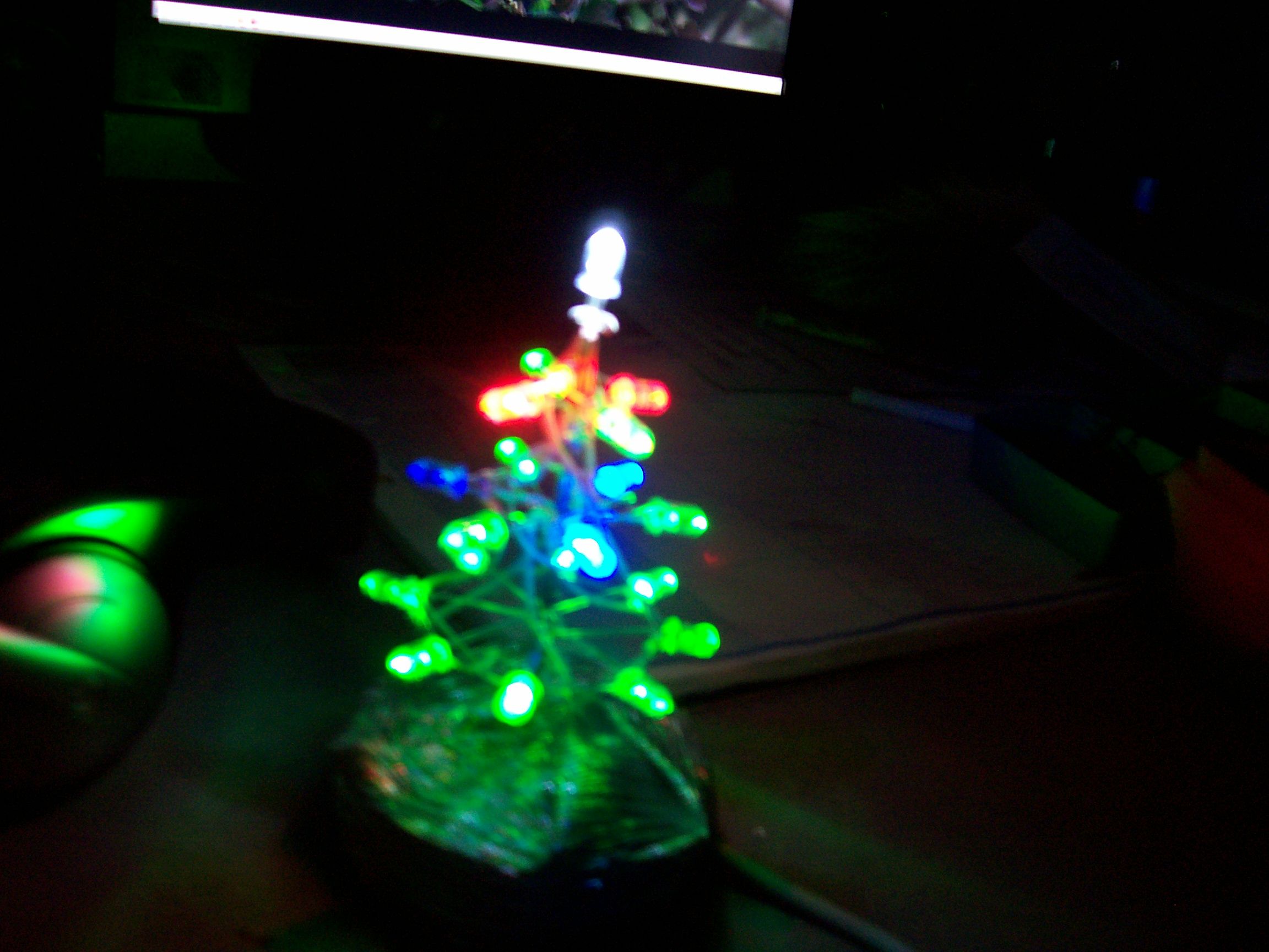 USB Powered LED Christmas Tree : 9 Steps (with Pictures) - Instructables