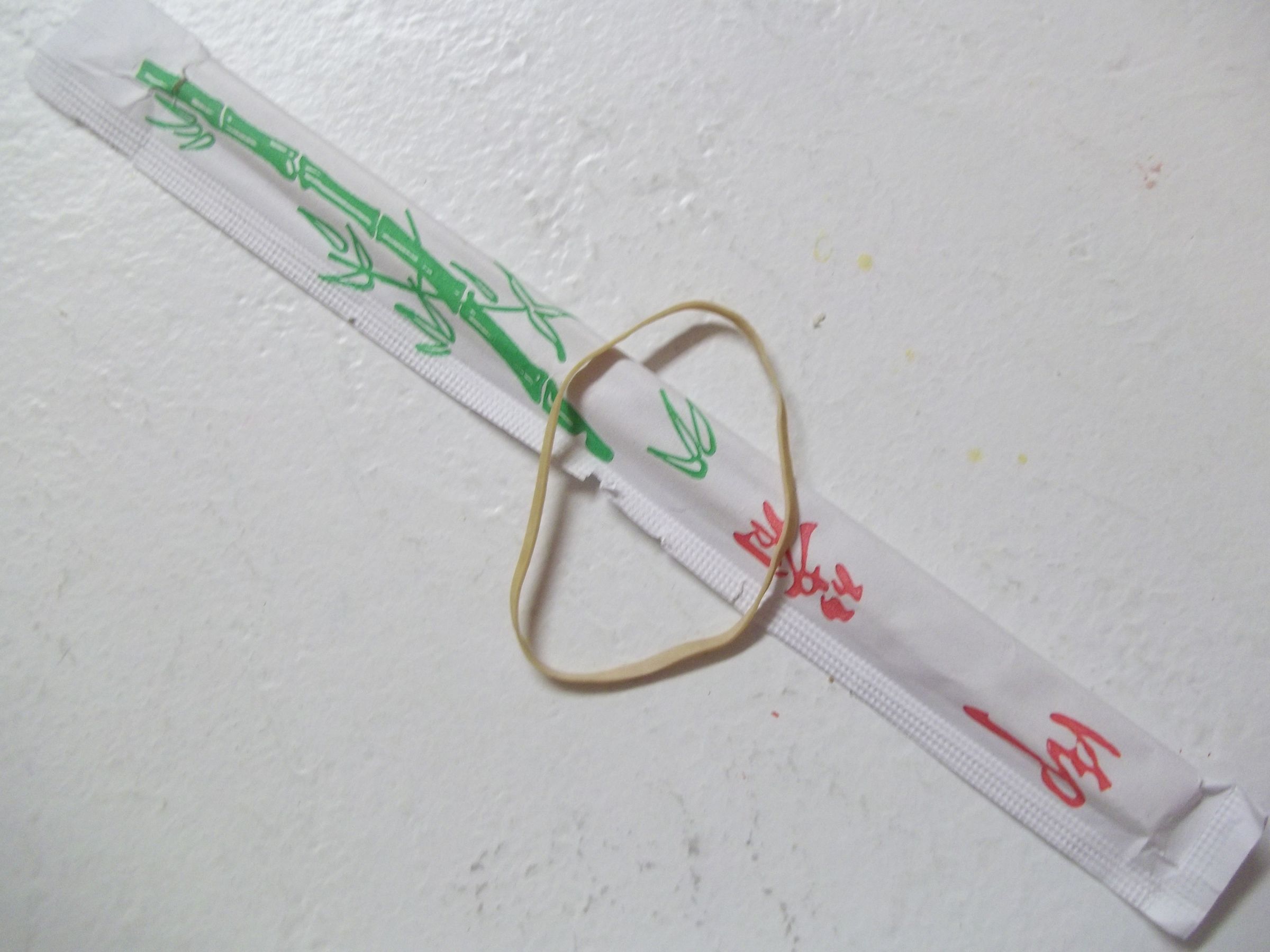 Chopstick Trainer With Only a Rubber Band! (and Chopsticks) : 5 Steps ...