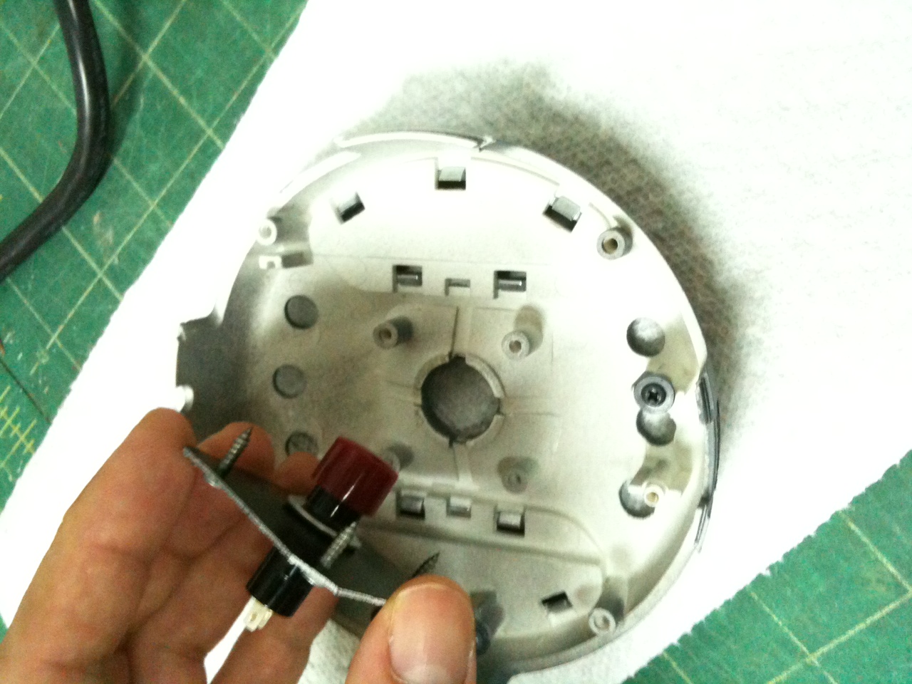 Goldeneye 007 Remote Mine Prop : 11 Steps (with Pictures) - Instructables