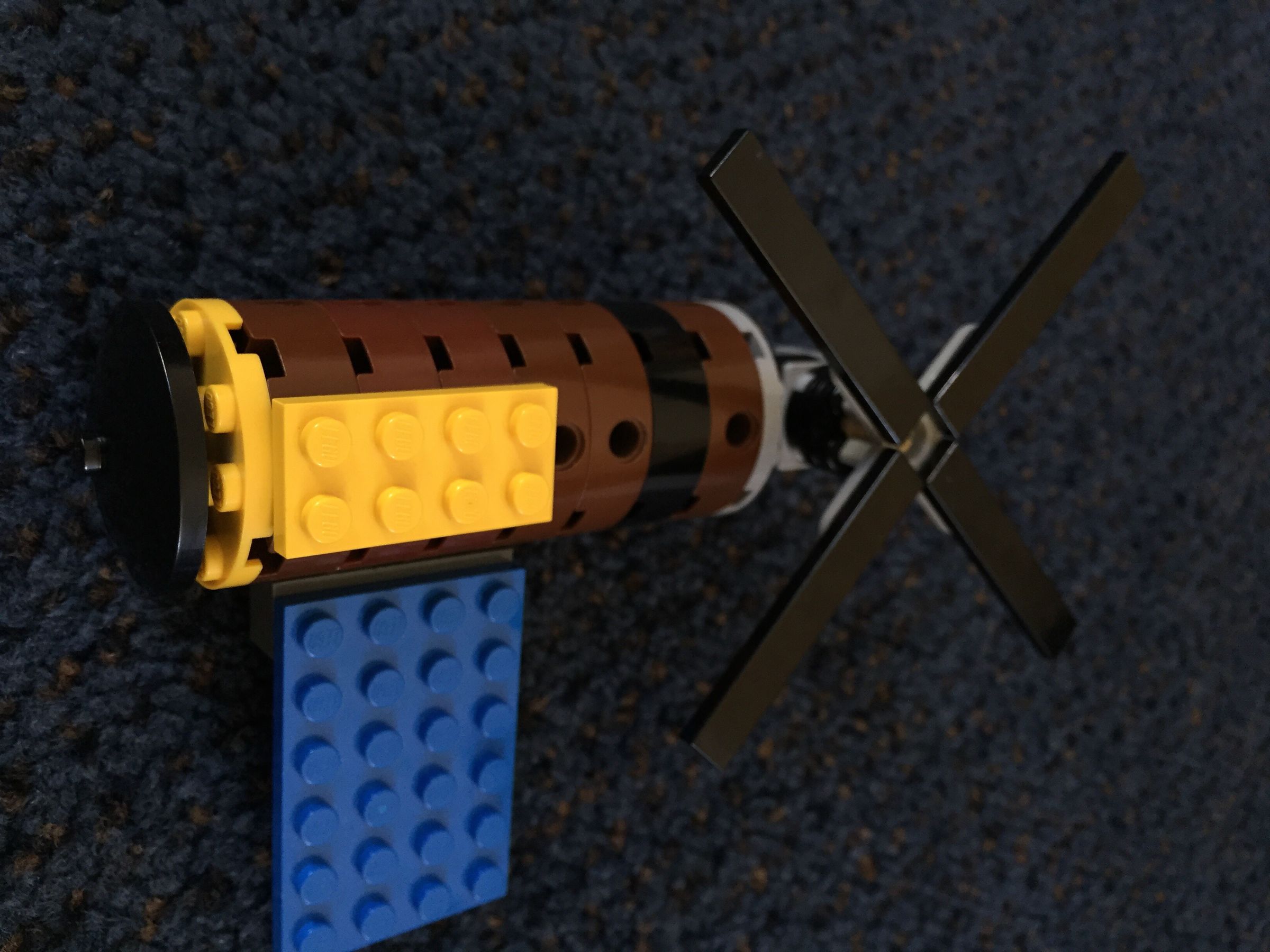 LEGO Skylab : 9 Steps - Instructables
