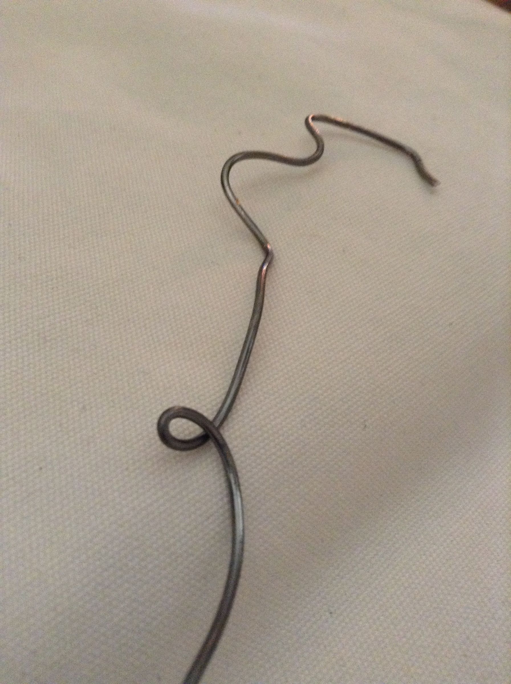 Super Easy Wire Knuckle Rings : 5 Steps - Instructables