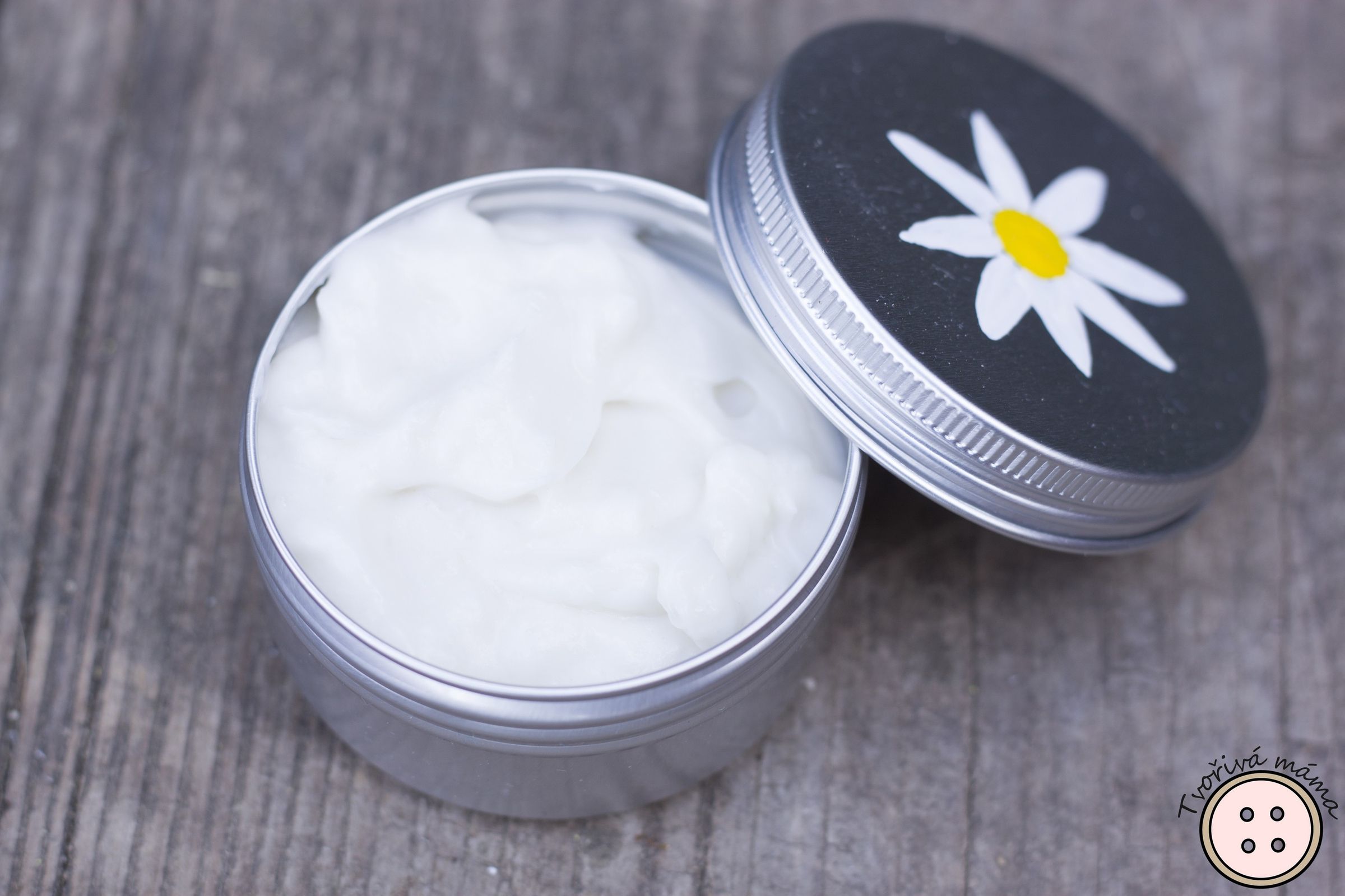 Daisy-chamomile Moisturizing Cream : 4 Steps (with Pictures ...