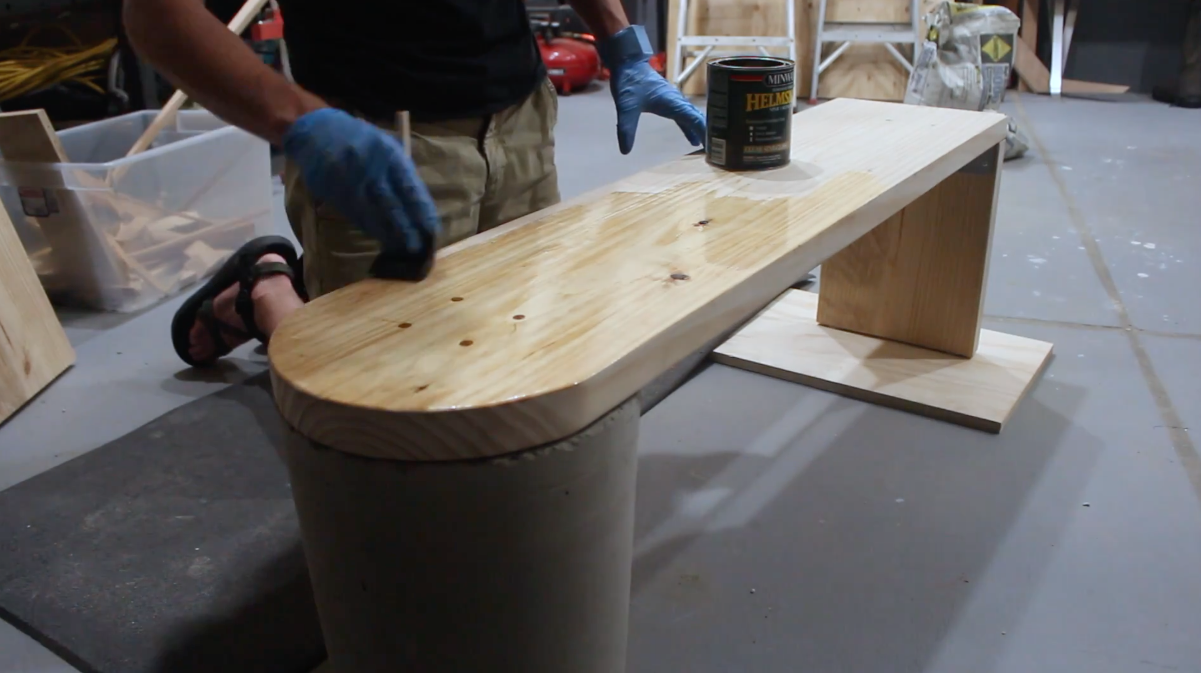 $20 DIY Modern Concrete and 2x12 Wood Bench- Very Easy to Make : 8 ...