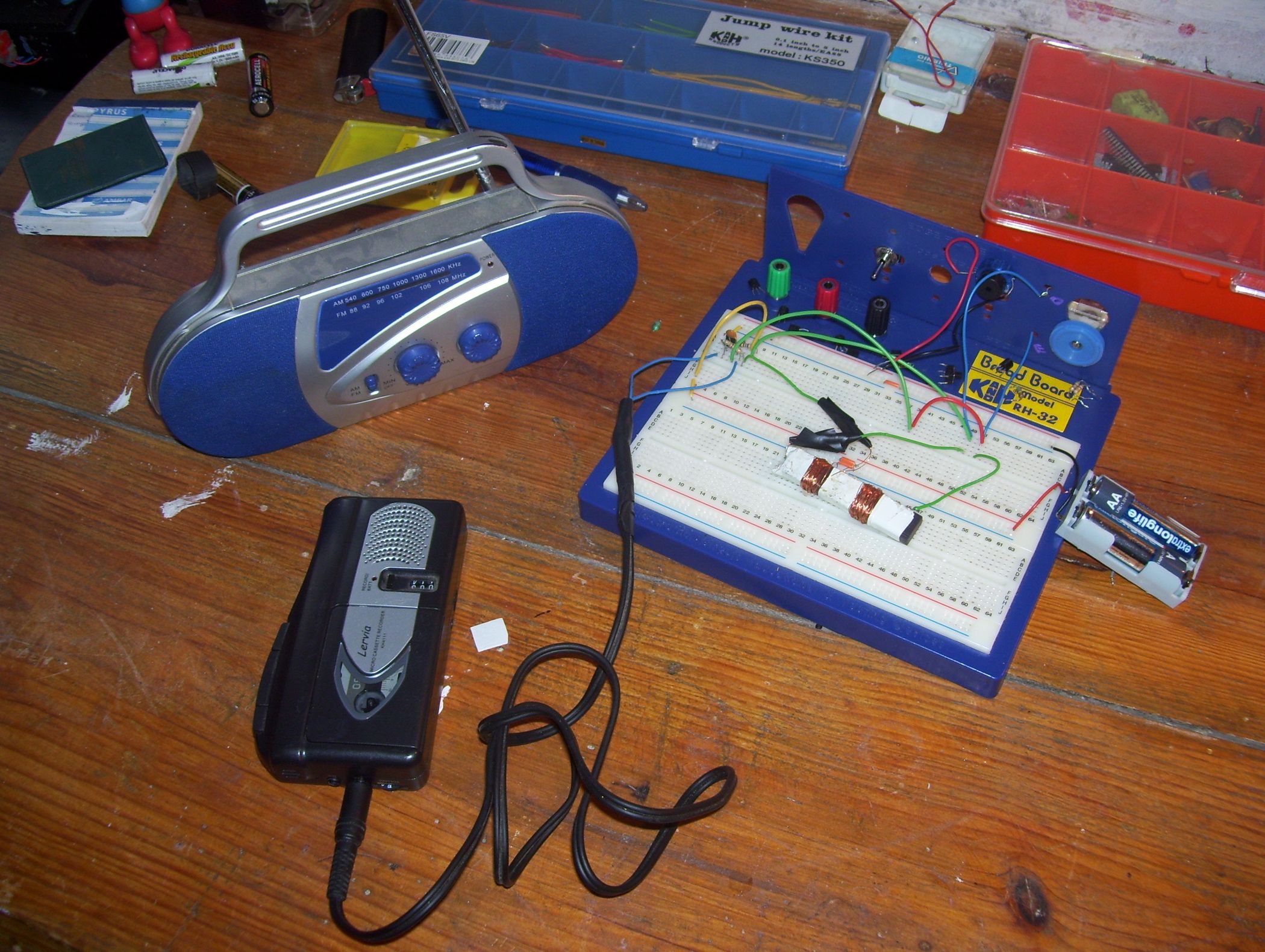 How to Make the Simplest AM Transmitter - Instructables