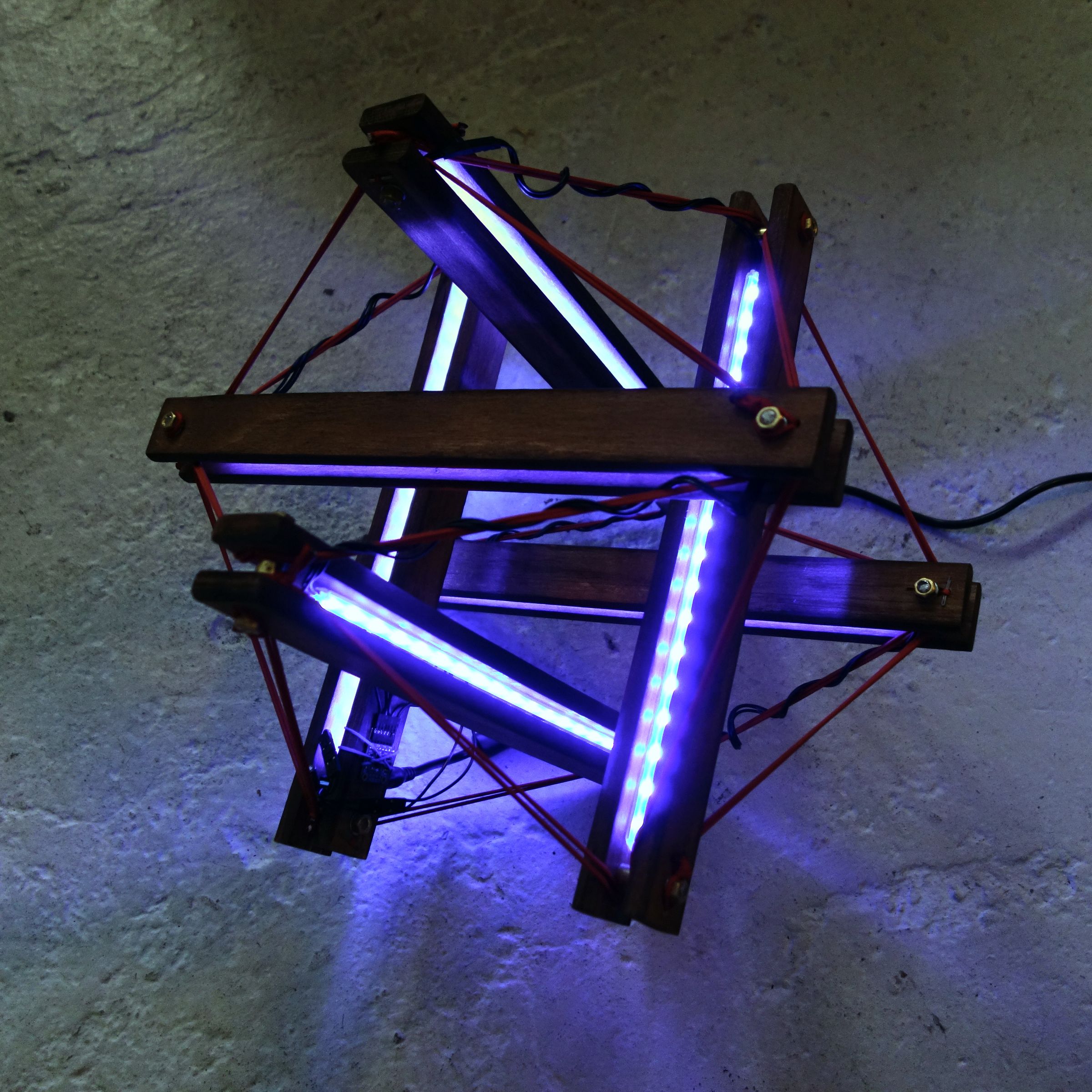 Interactive Led Lamp | Tensegrity Structure + Arduino : 5 Steps (with ...