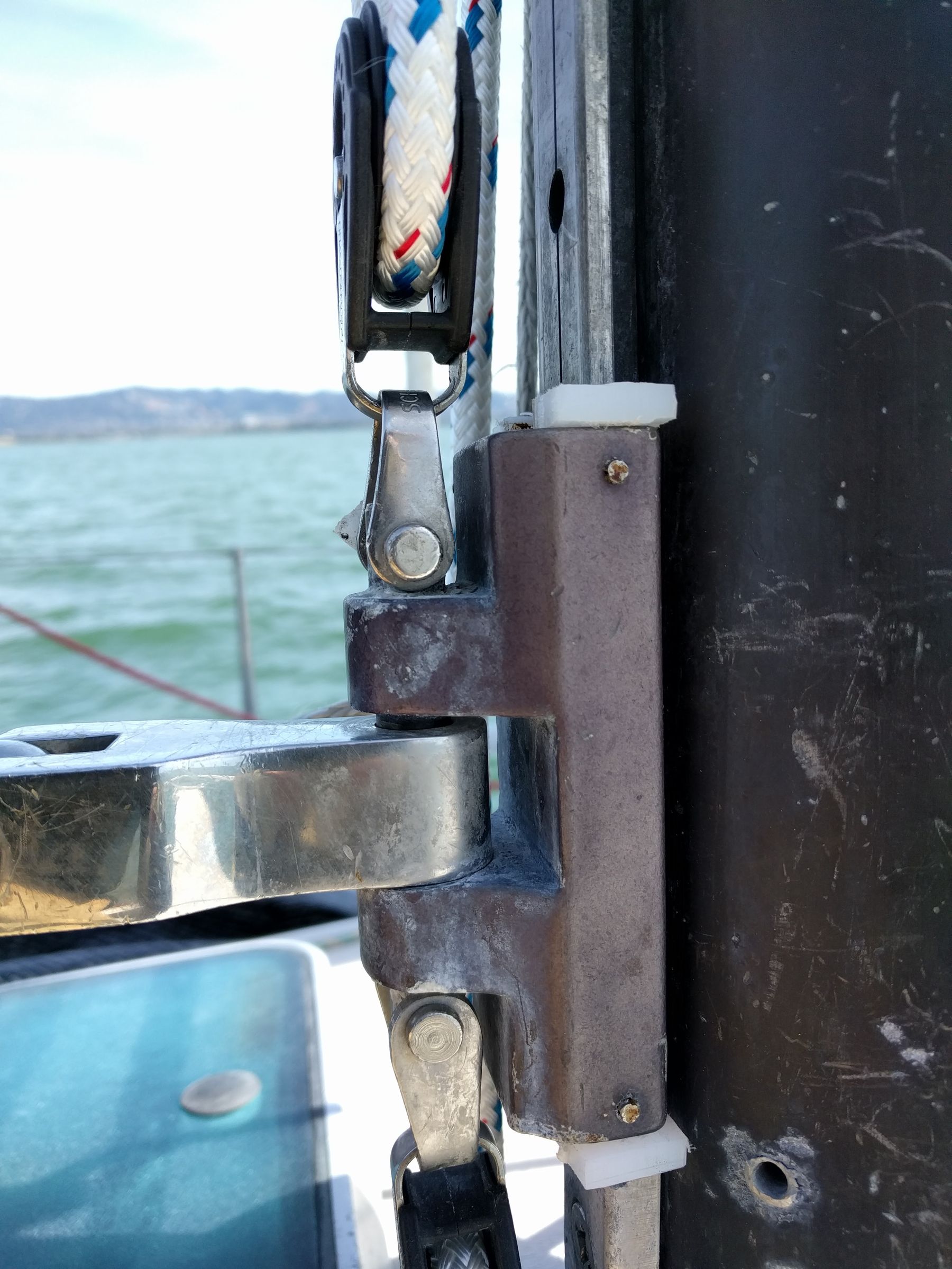 Spinnaker Pole Track Slides : 7 Steps (with Pictures) - Instructables