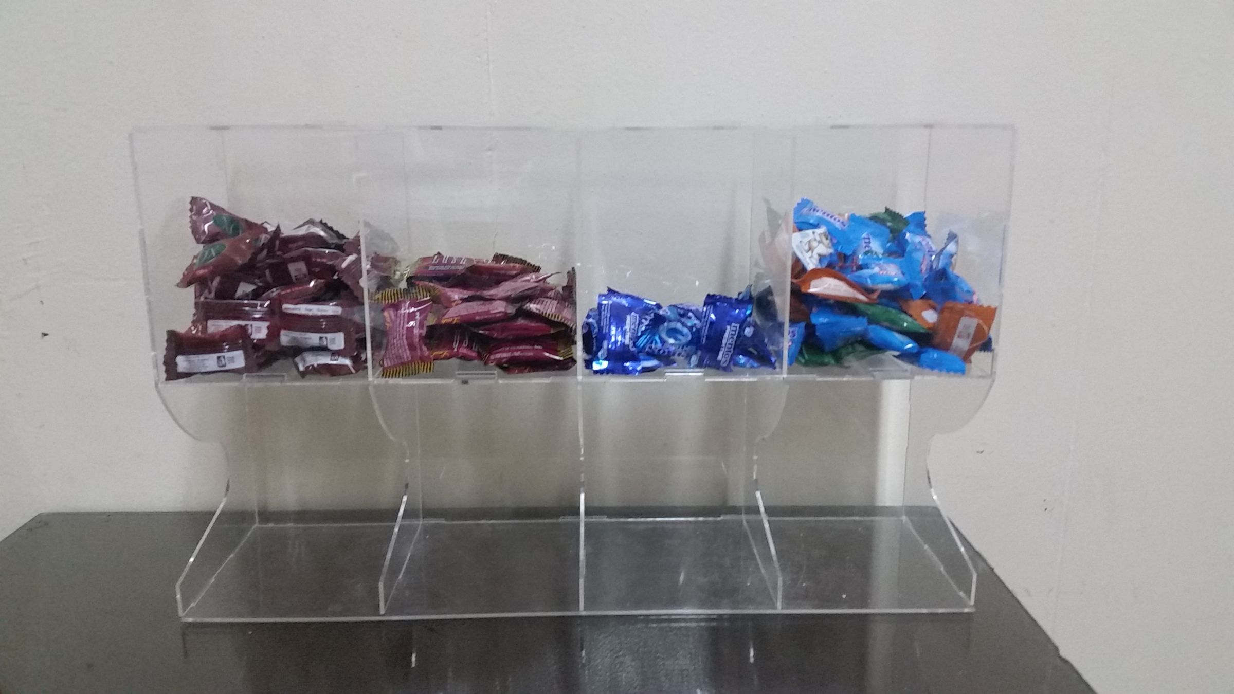 Friction Fit Acrylic Candy Dispenser : 11 Steps (with Pictures ...