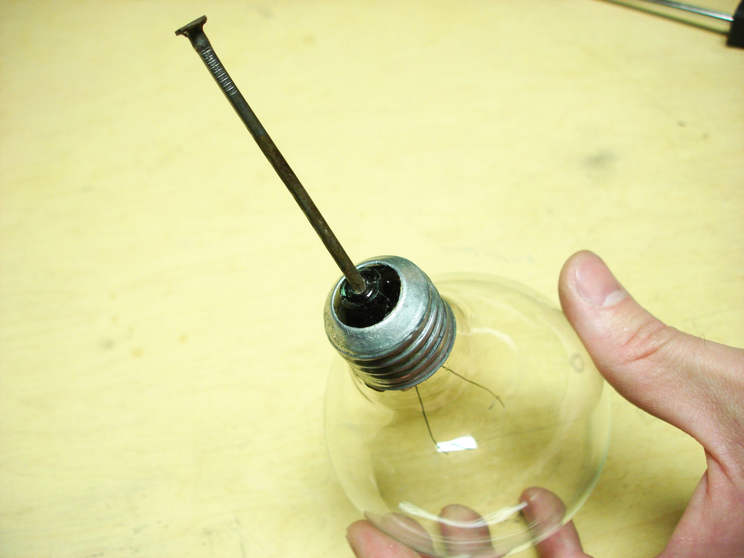 Used Light Bulb Oil/Alcohol Lamp : 6 Steps - Instructables