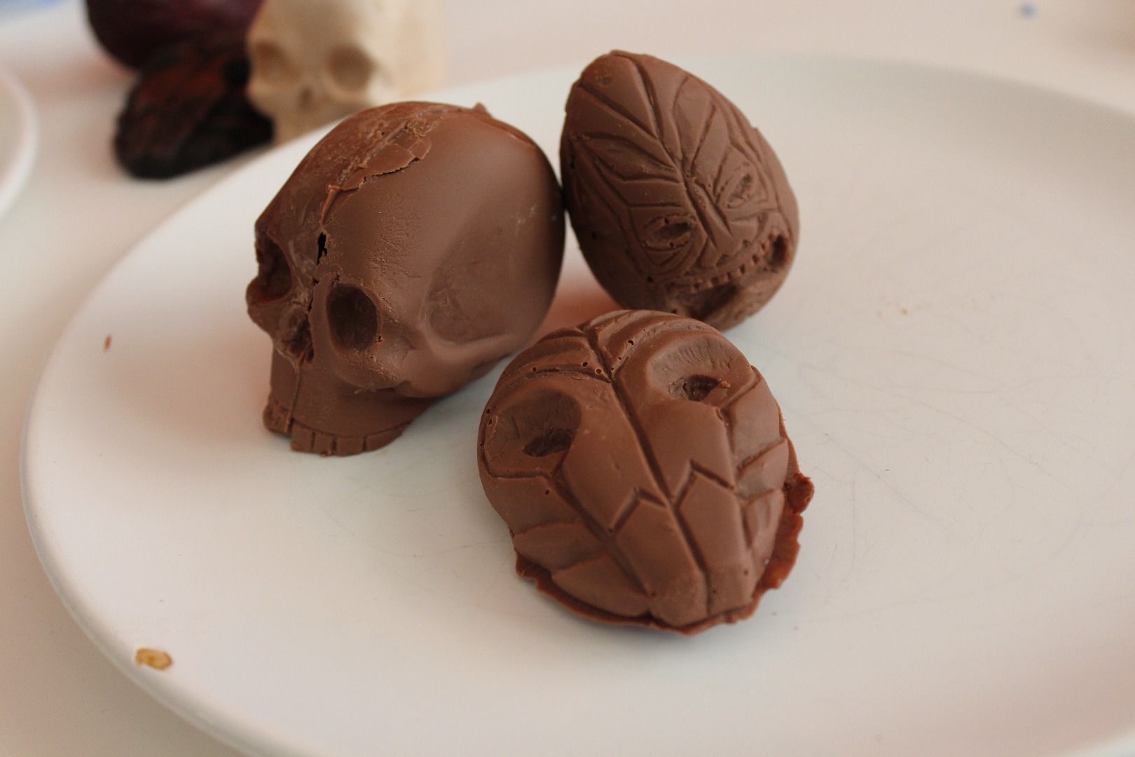 Carve an Cast Chocolate Treets : 9 Steps (with Pictures) - Instructables