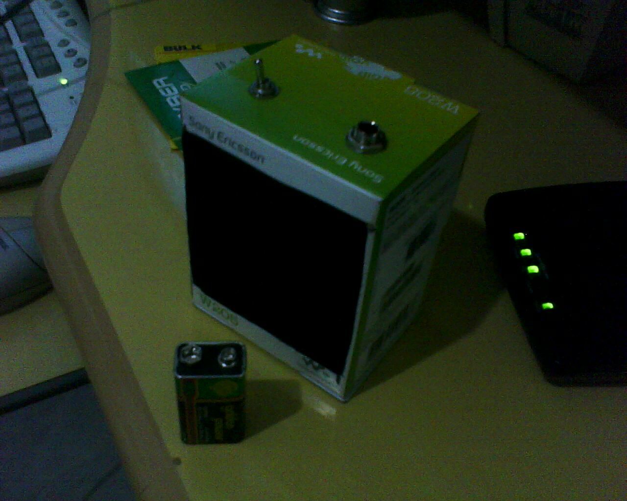 Cardboard Box "Mini Amp" - Instructables