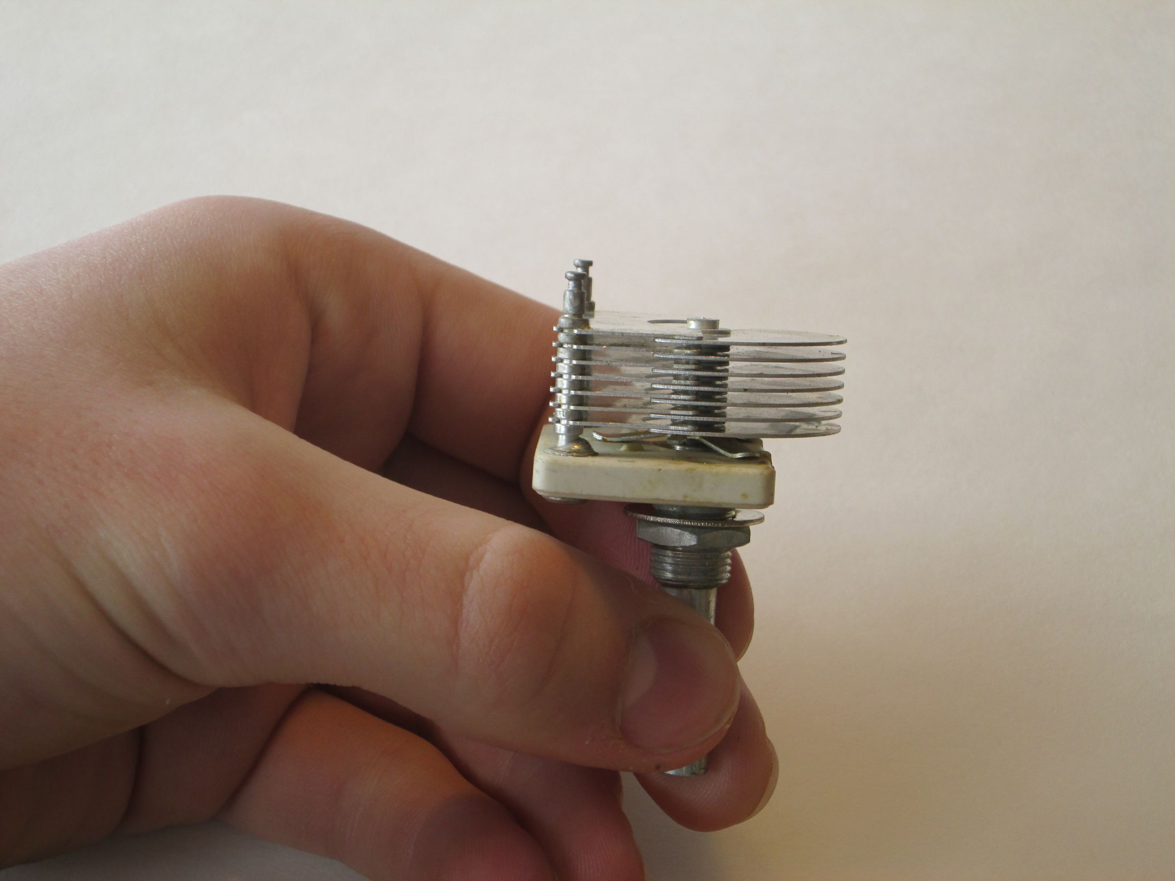 Make a Capacitor With Stuff You Already Have (how It Works+calculations ...