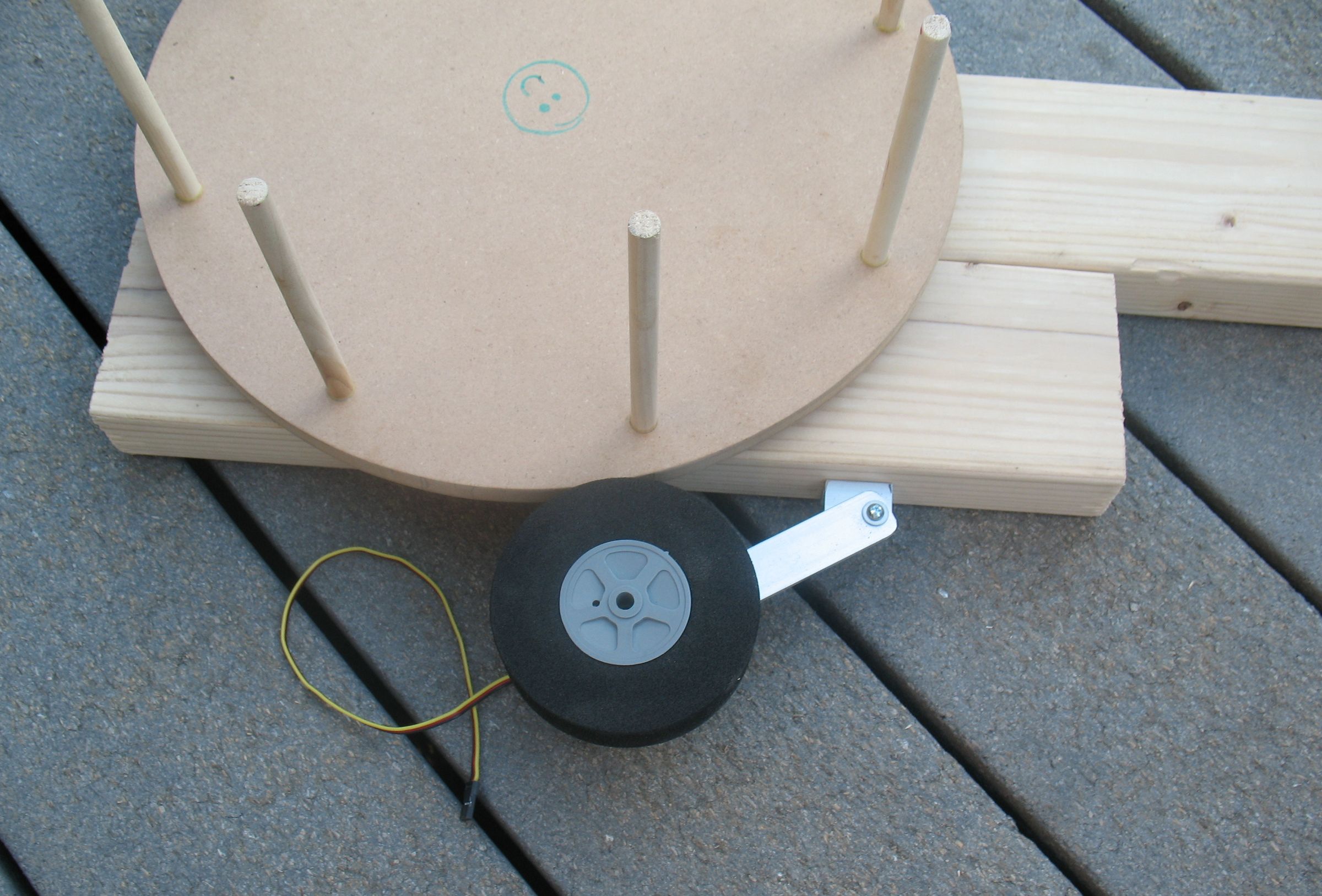 Servo Controlled Toy Carousel : 3 Steps - Instructables