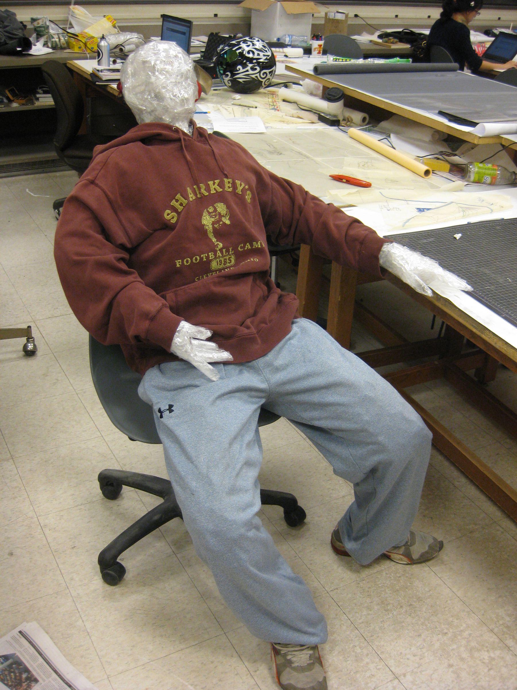 How to Make a Human Tape Sculpture : 8 Steps (with Pictures ...