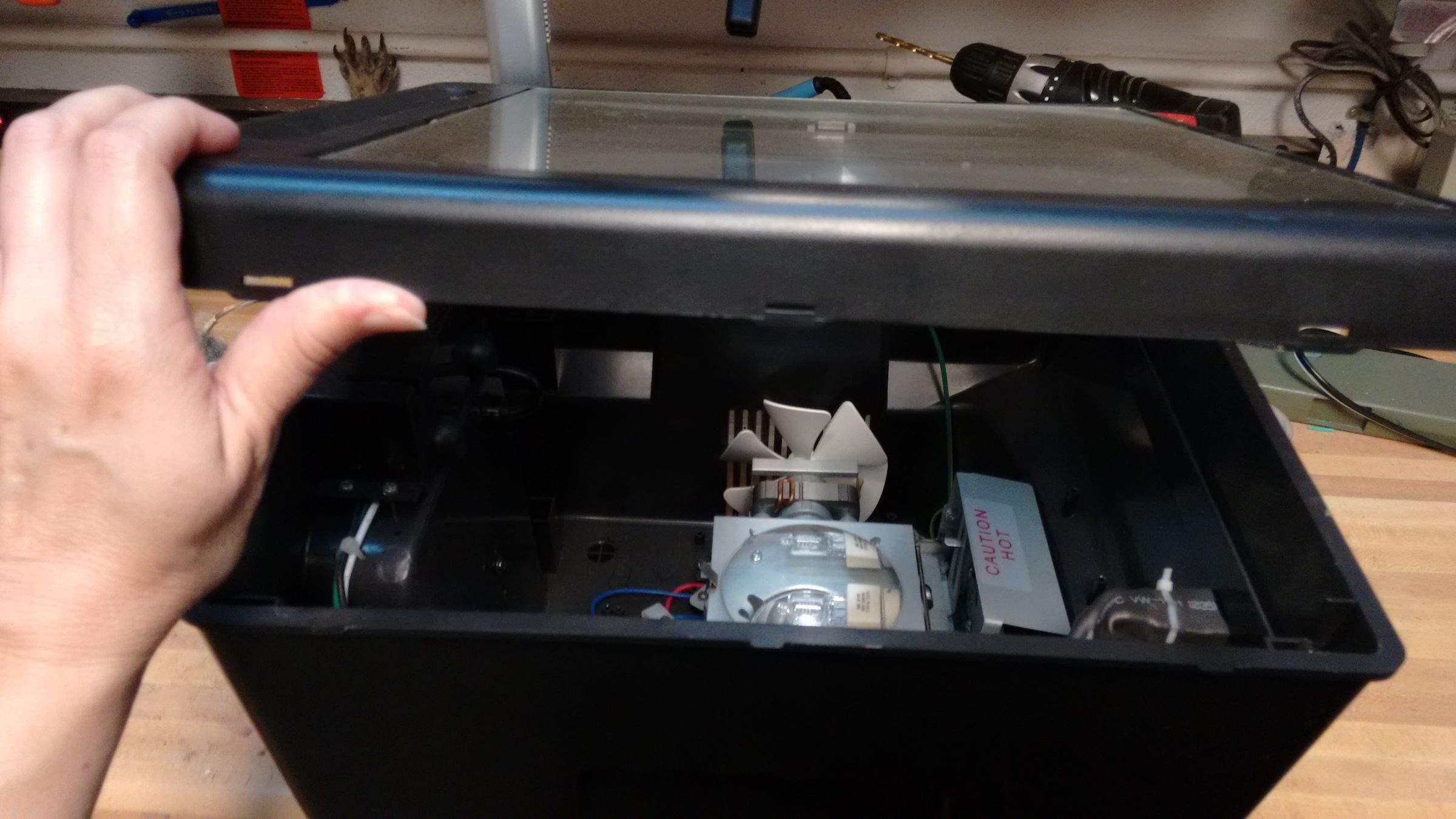 Overhead Projector Salvage : 12 Steps (with Pictures) - Instructables