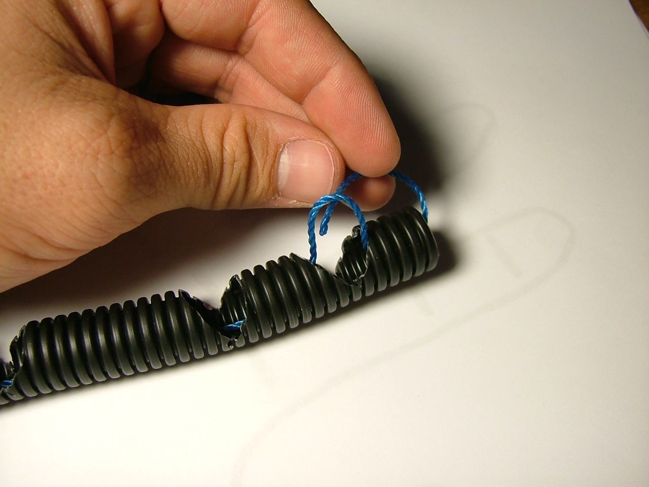 Simple Animatronics (robotic Hand) : 9 Steps (with Pictures ...