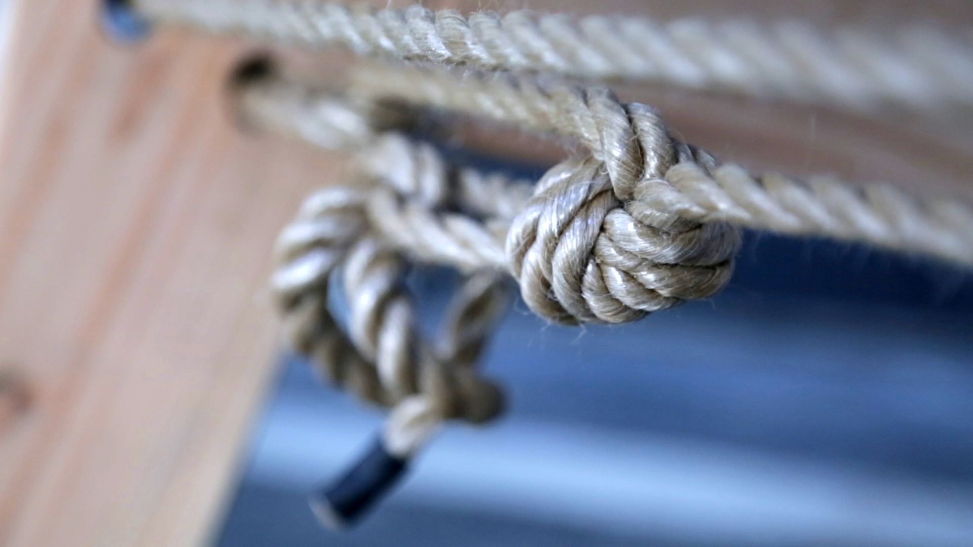 Lace-Up Chair : 7 Steps (with Pictures) - Instructables