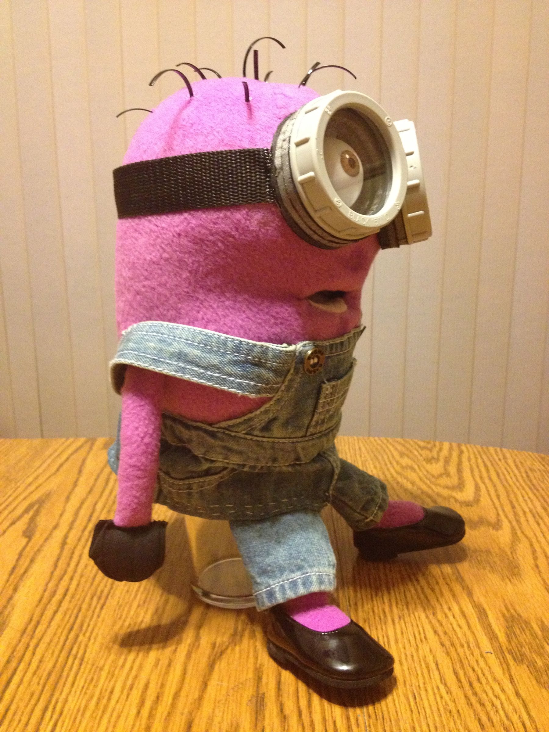 Custom Made Purple Minion Puppet : 14 Steps (with Pictures) - Instructables