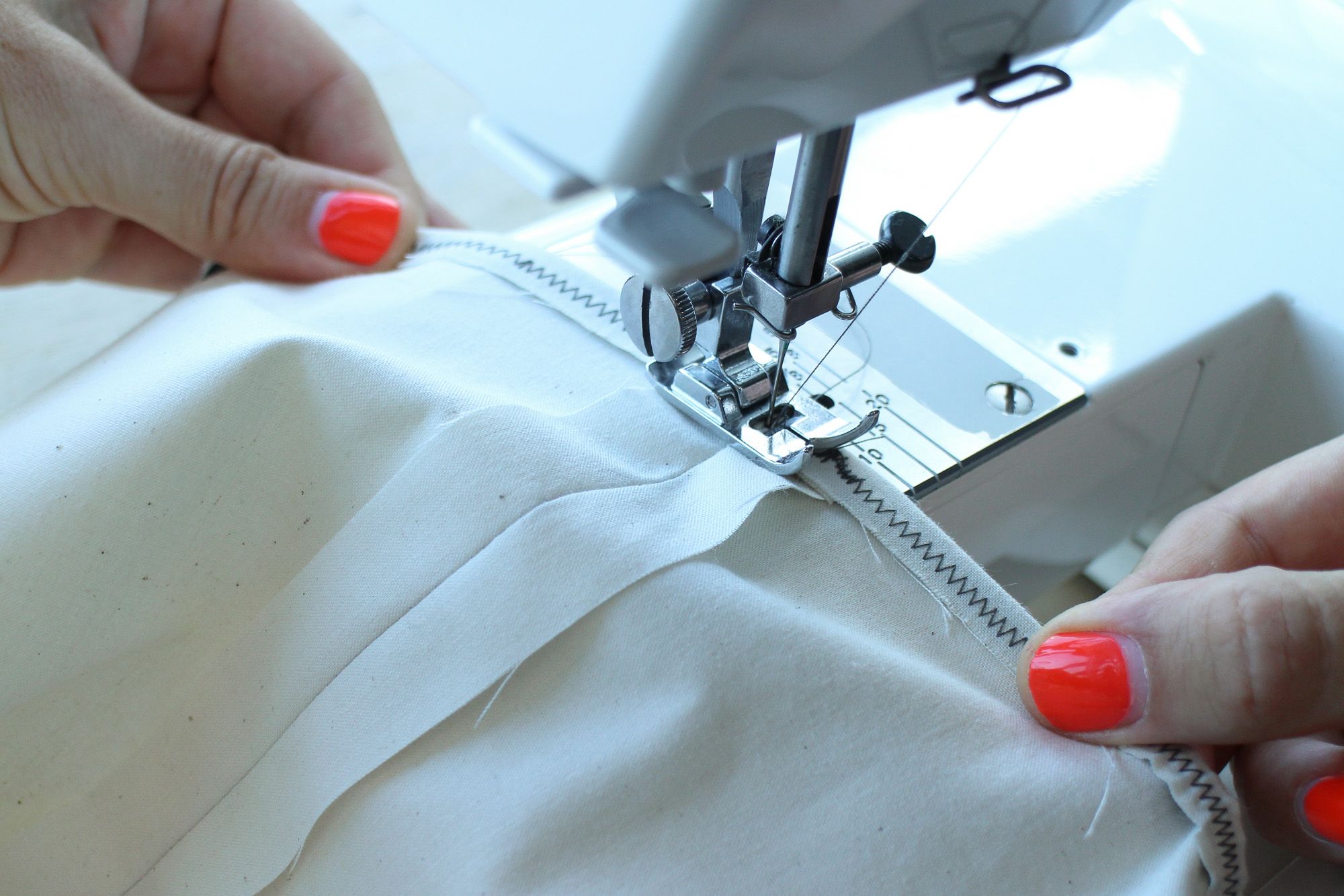 Gathering and Sewing Elastic : 6 Steps - Instructables