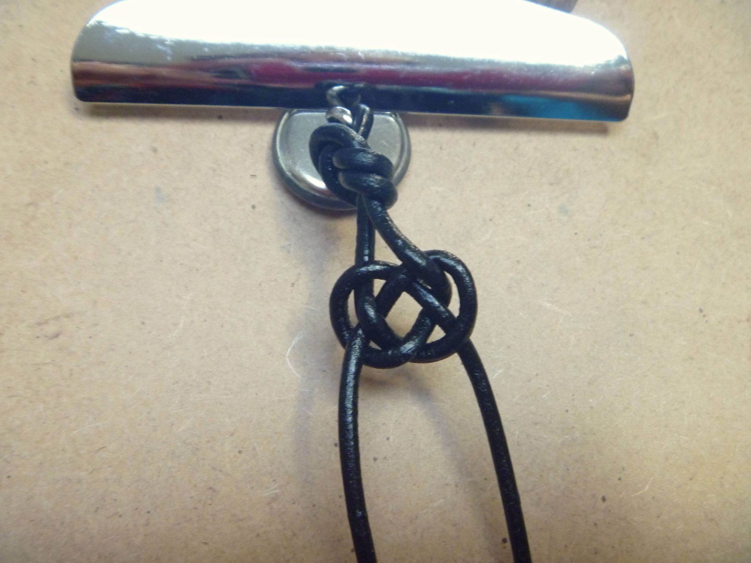 Celtic Knot Macrame Bracelet : 9 Steps (with Pictures) - Instructables