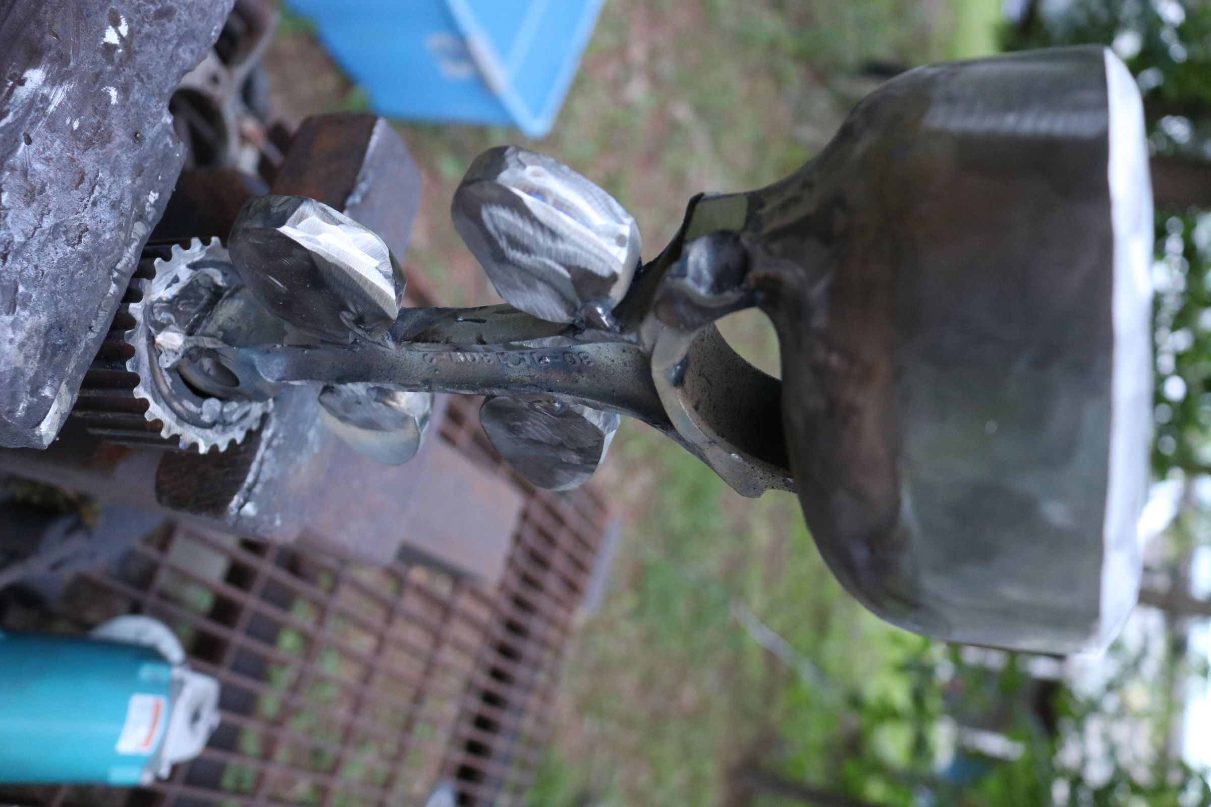 Scrap Metal Planter : 7 Steps (with Pictures) - Instructables